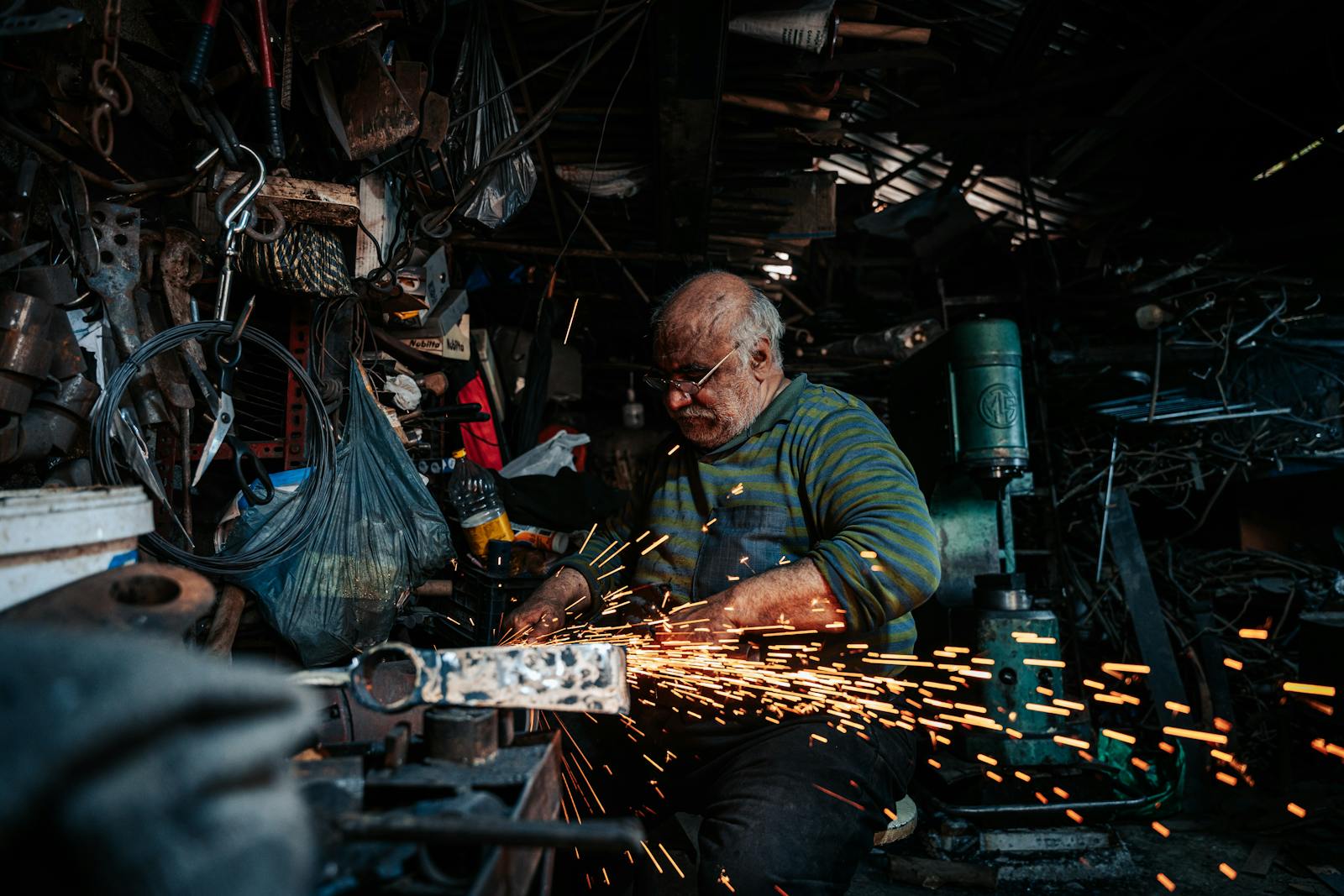 Hard Working Photos, Download The BEST Free Hard Working Stock Photos ...
