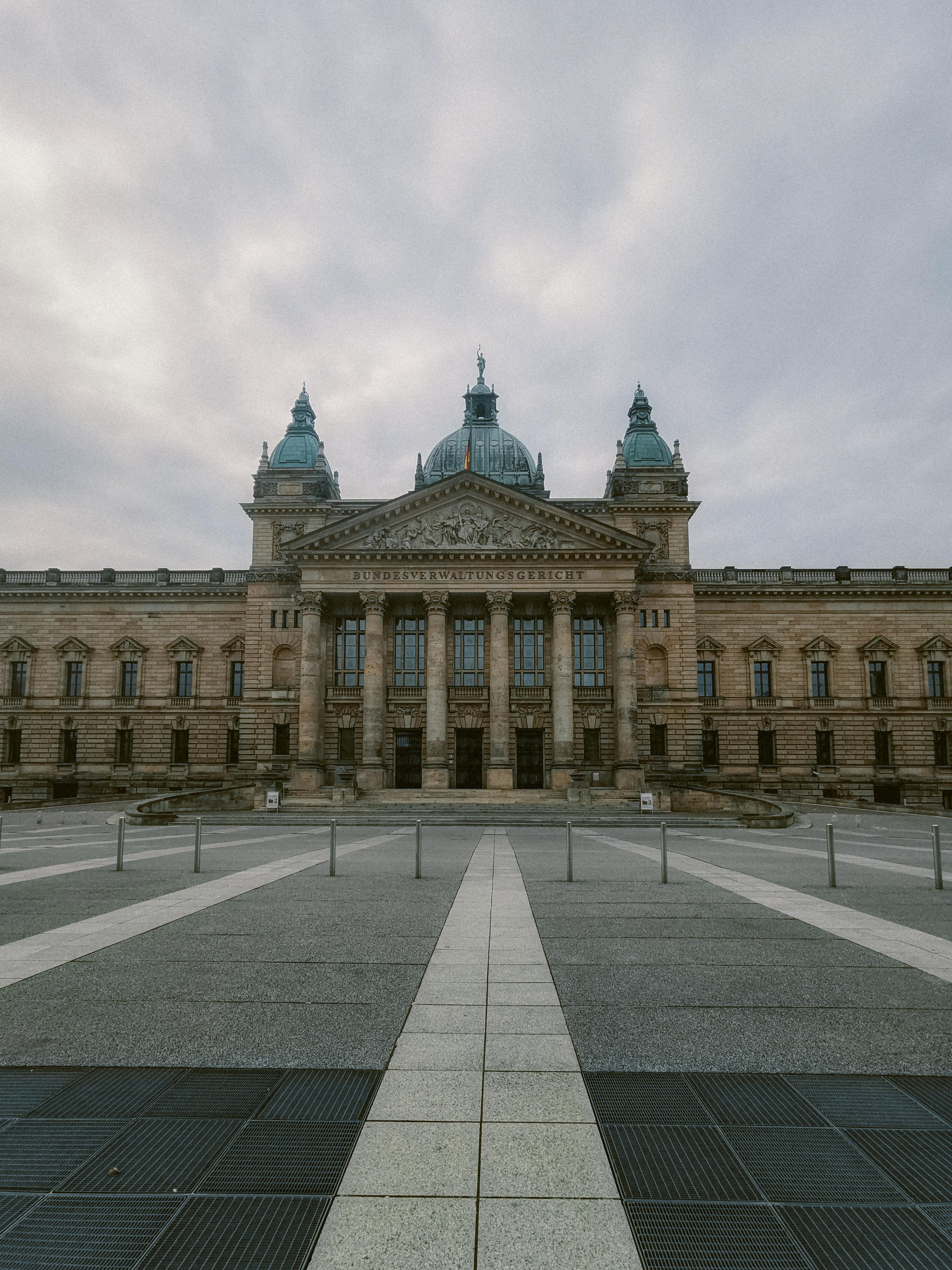 Facade of the Federal Administrative Court · Free Stock Photo