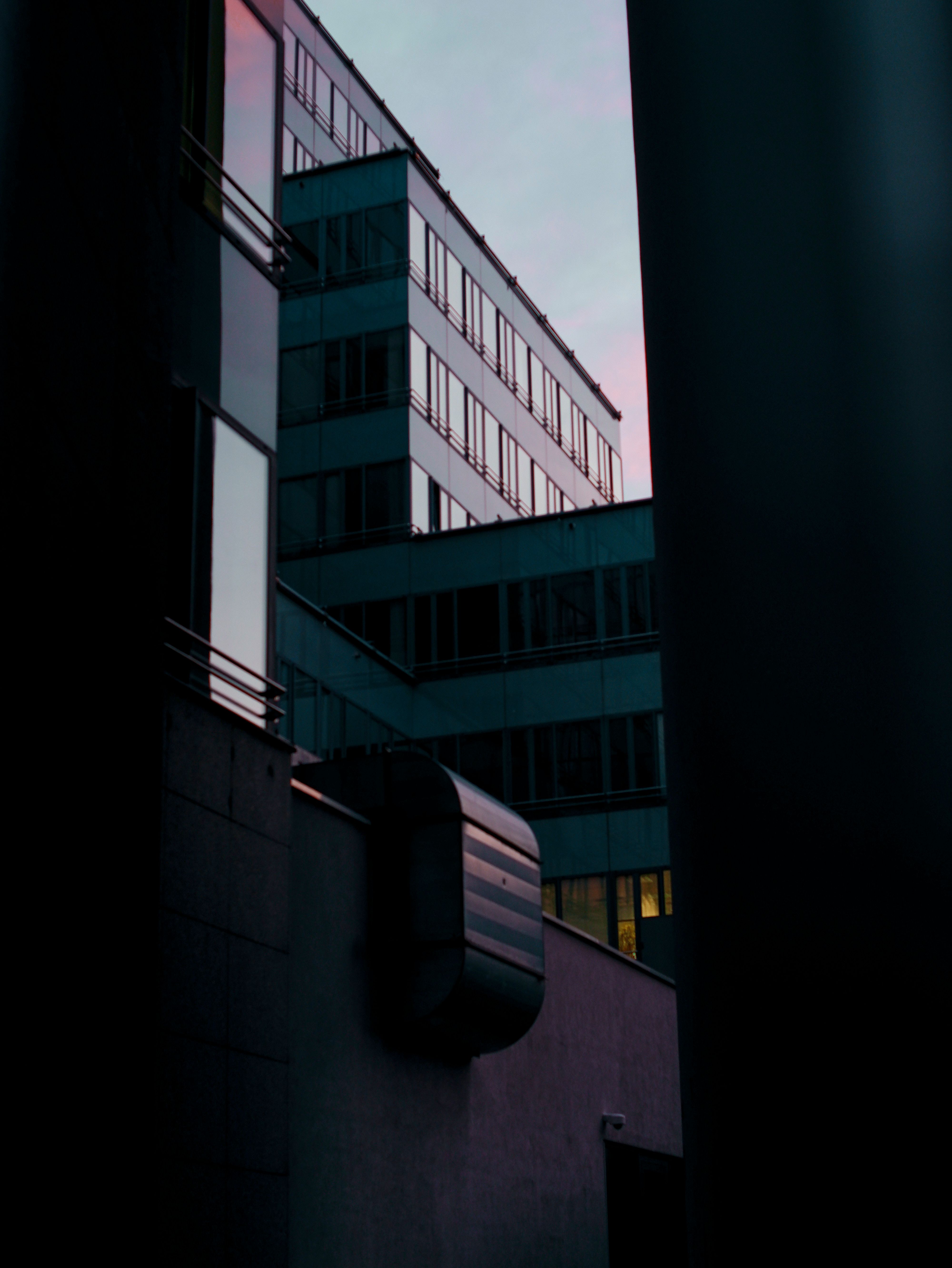 Walls of Buildings in City · Free Stock Photo