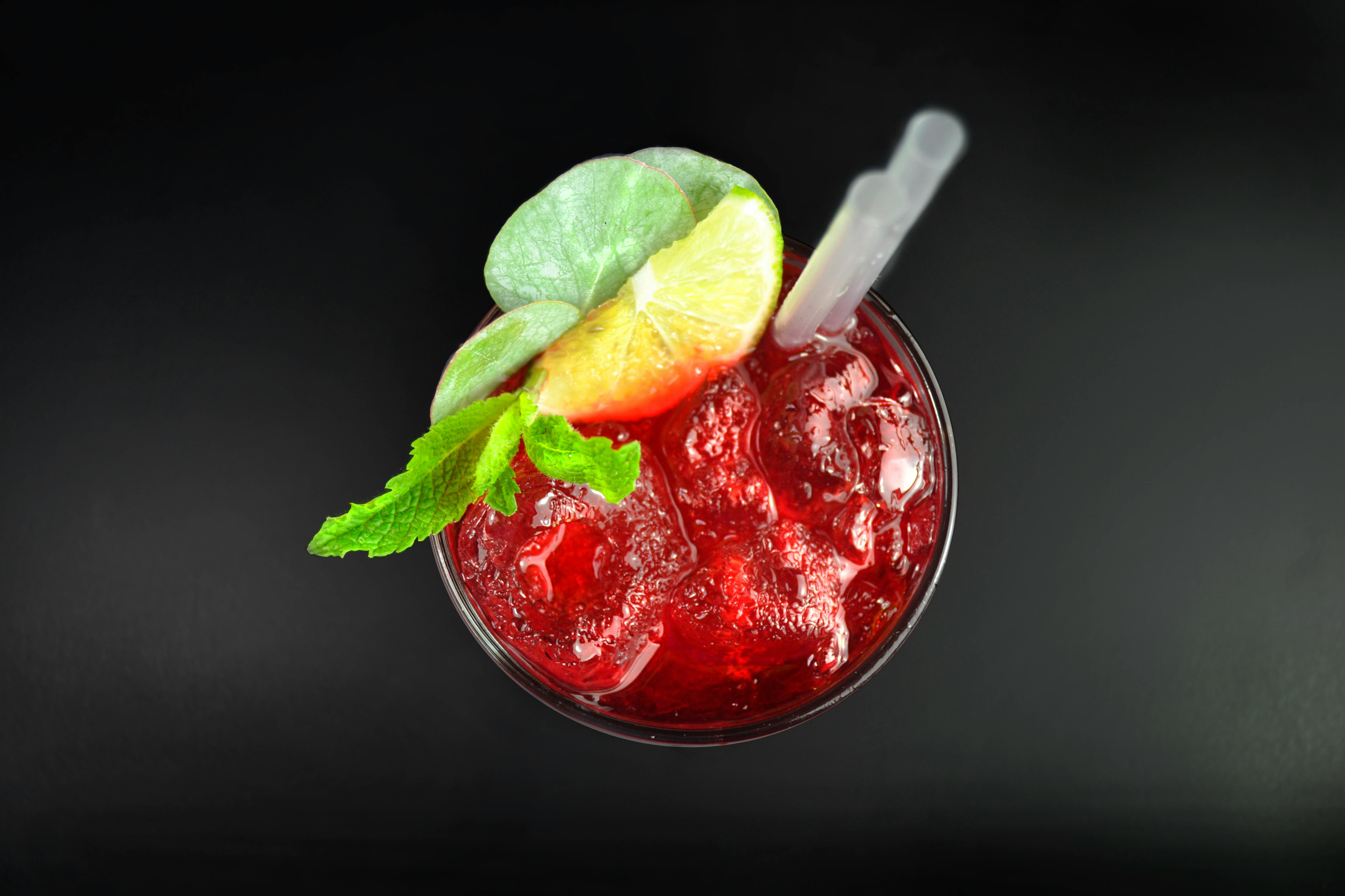 Cocktail on Display · Free Stock Photo