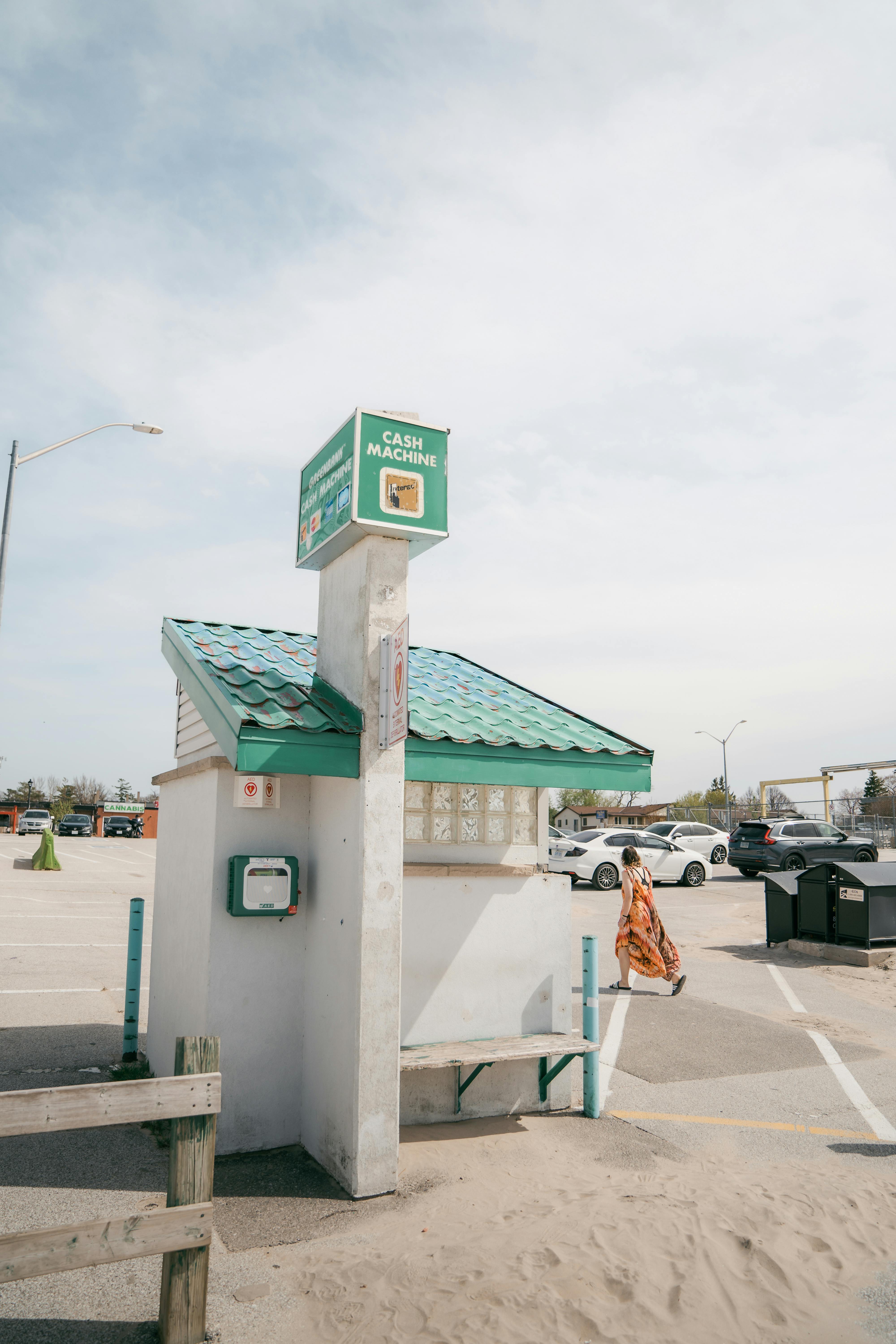 Canadian Atm Photos, Download The BEST Free Canadian Atm Stock Photos ...