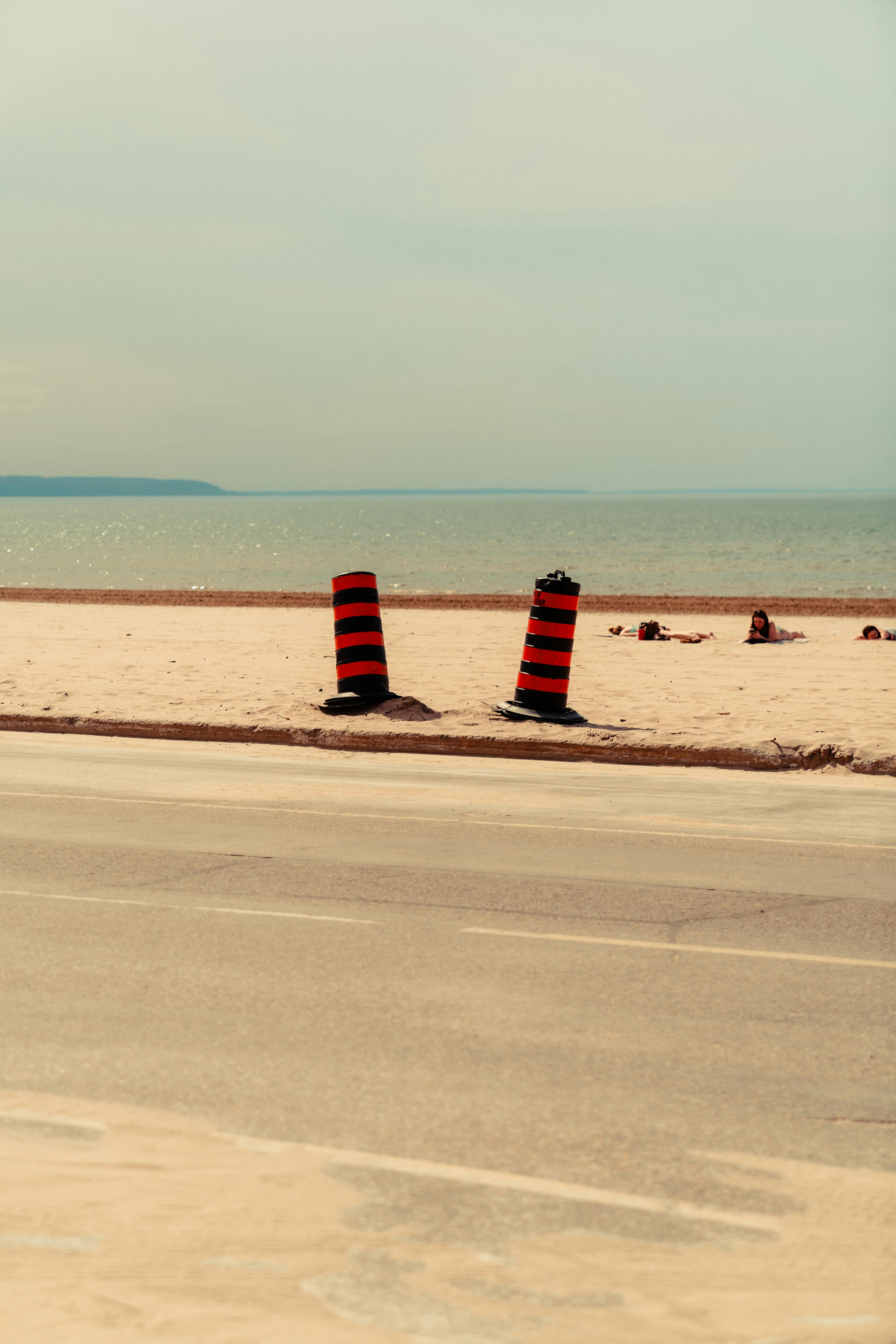 Posts Peri Photos, Download The BEST Free Posts Peri Stock Photos & HD ...