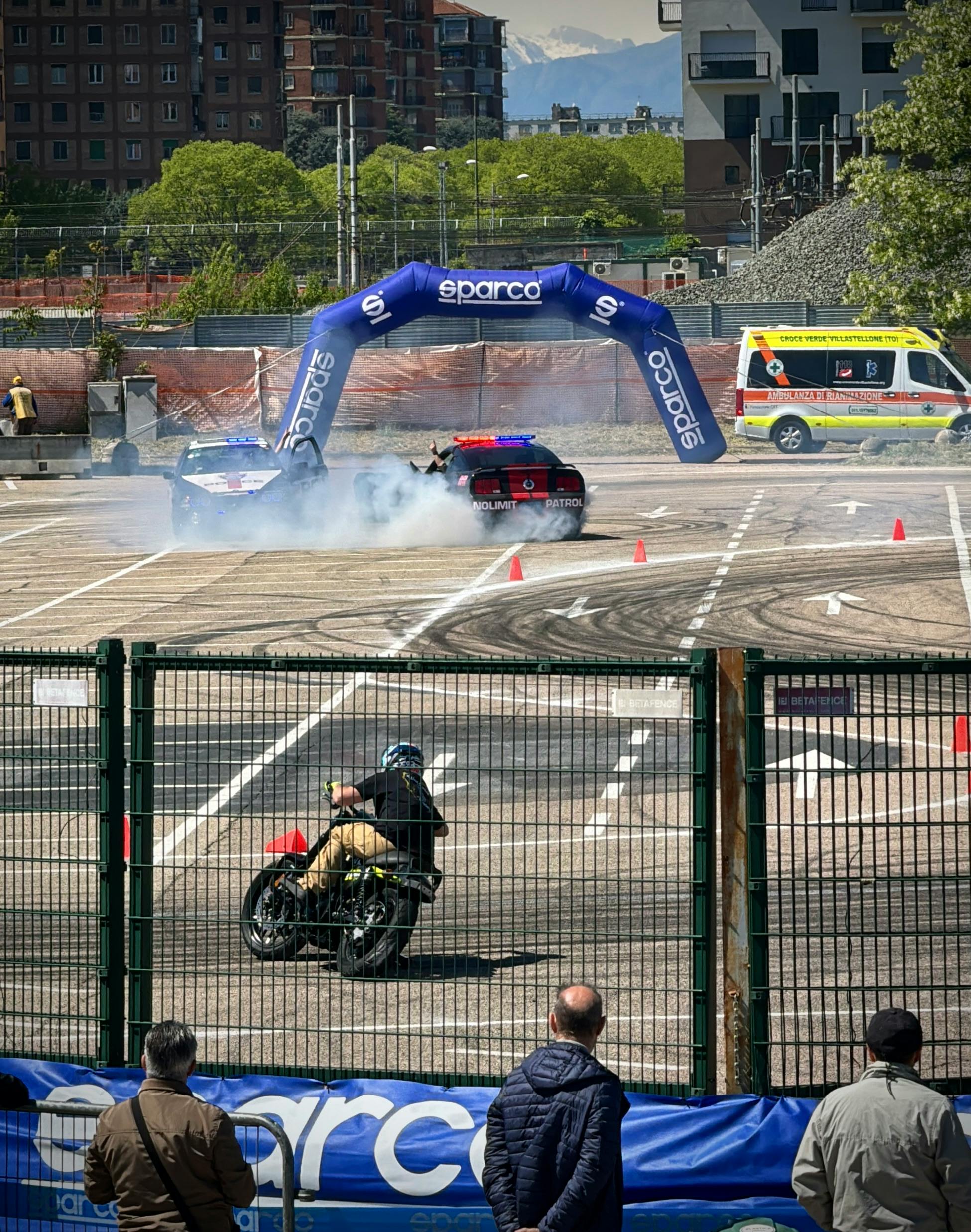 Ambulance Sport Photos, Download The BEST Free Ambulance Sport Stock ...