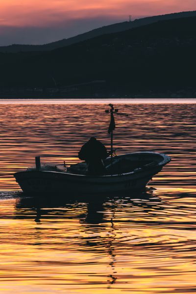 Sunset Boat Photos, Download The BEST Free Sunset Boat Stock Photos ...