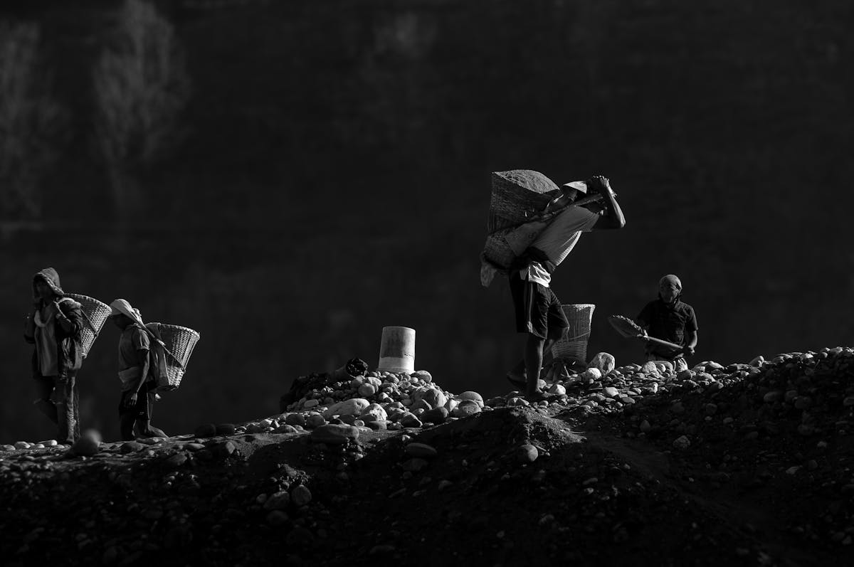 Digging Photos, Download The BEST Free Digging Stock Photos & HD Images