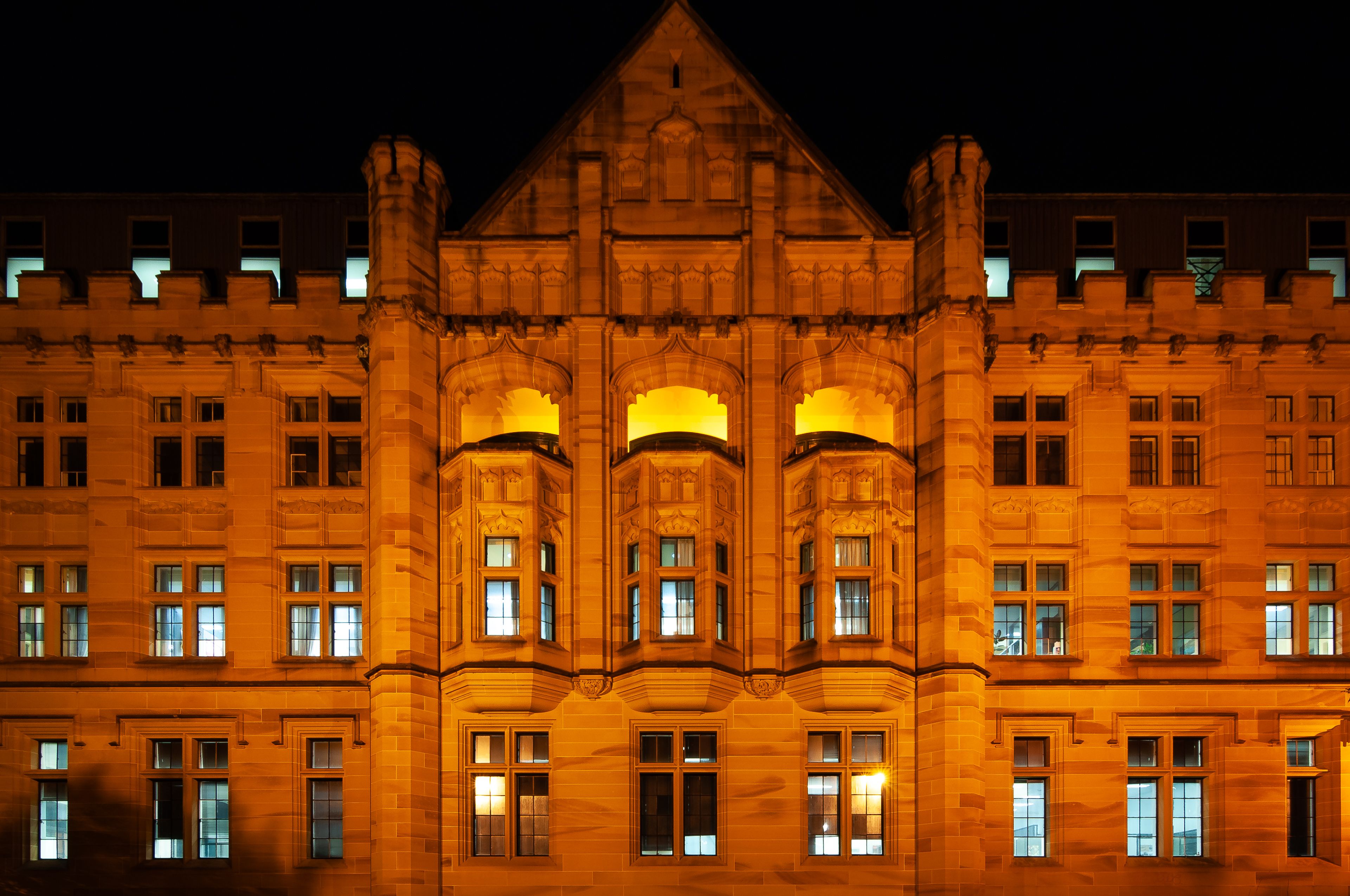 Registrar Generals Building Illuminated at Night · Free Stock Photo