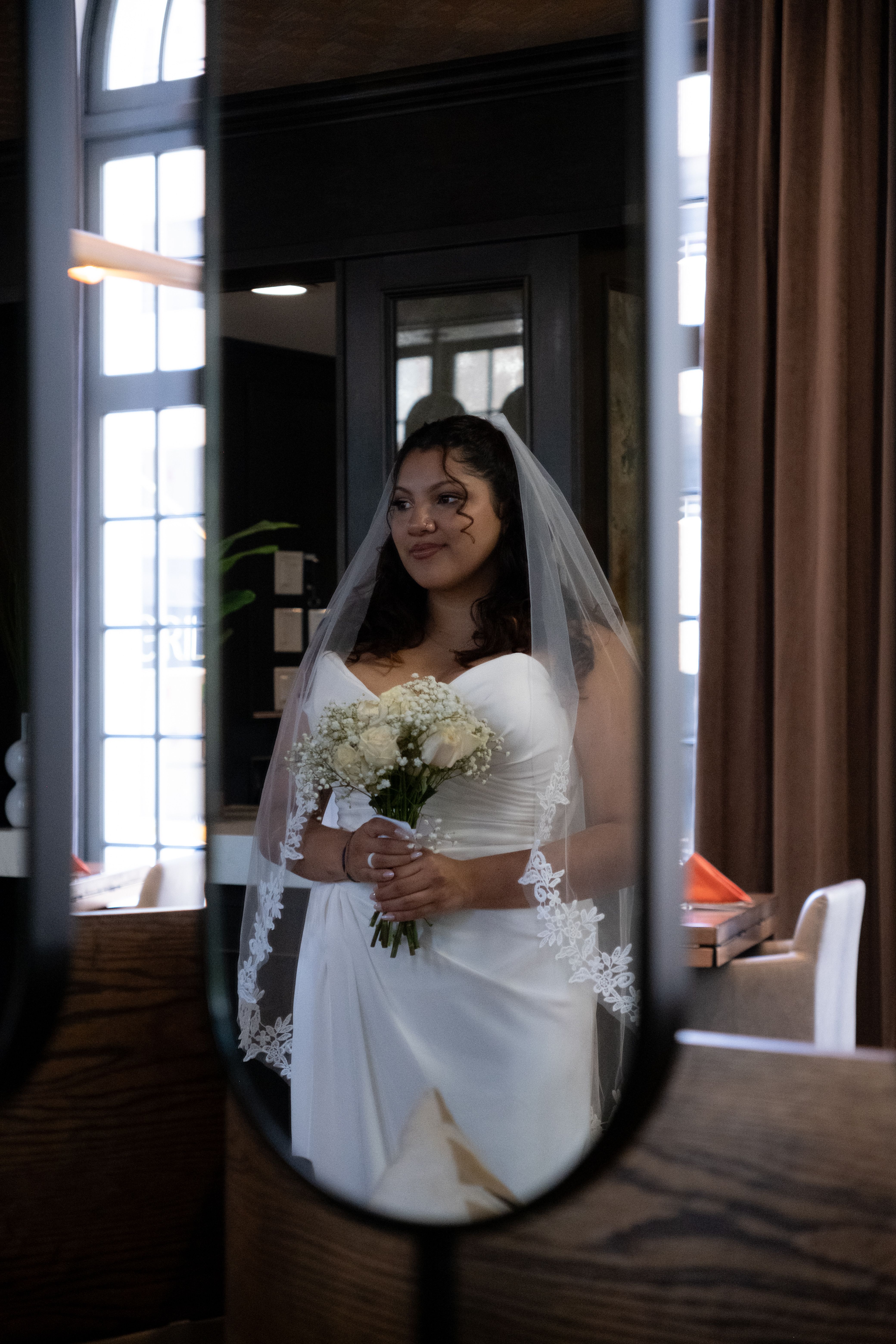 Brunette Bride in Wedding Dress in Reflection on Mirror · Free Stock Photo