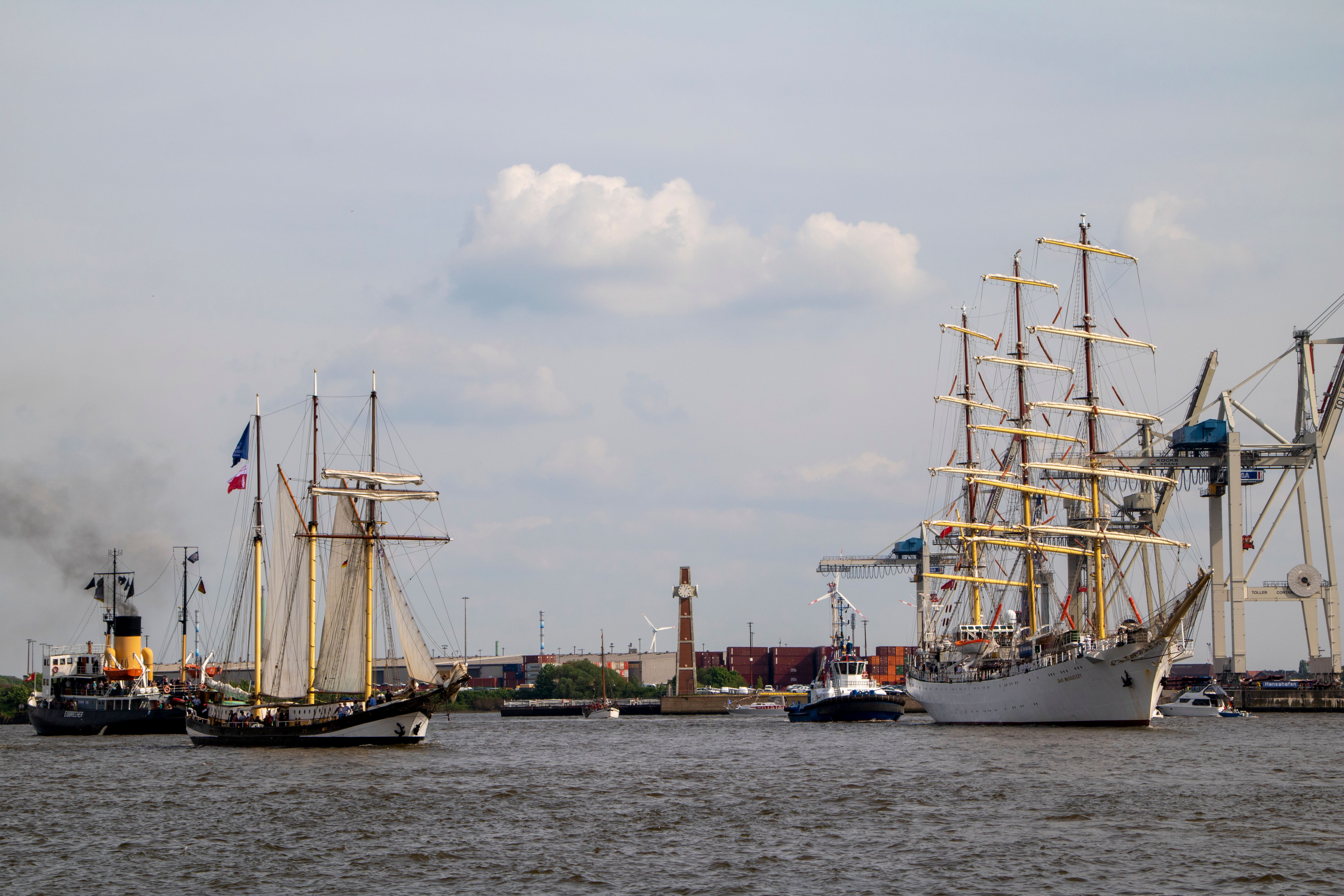 Sailing Ships by the Dock · Free Stock Photo