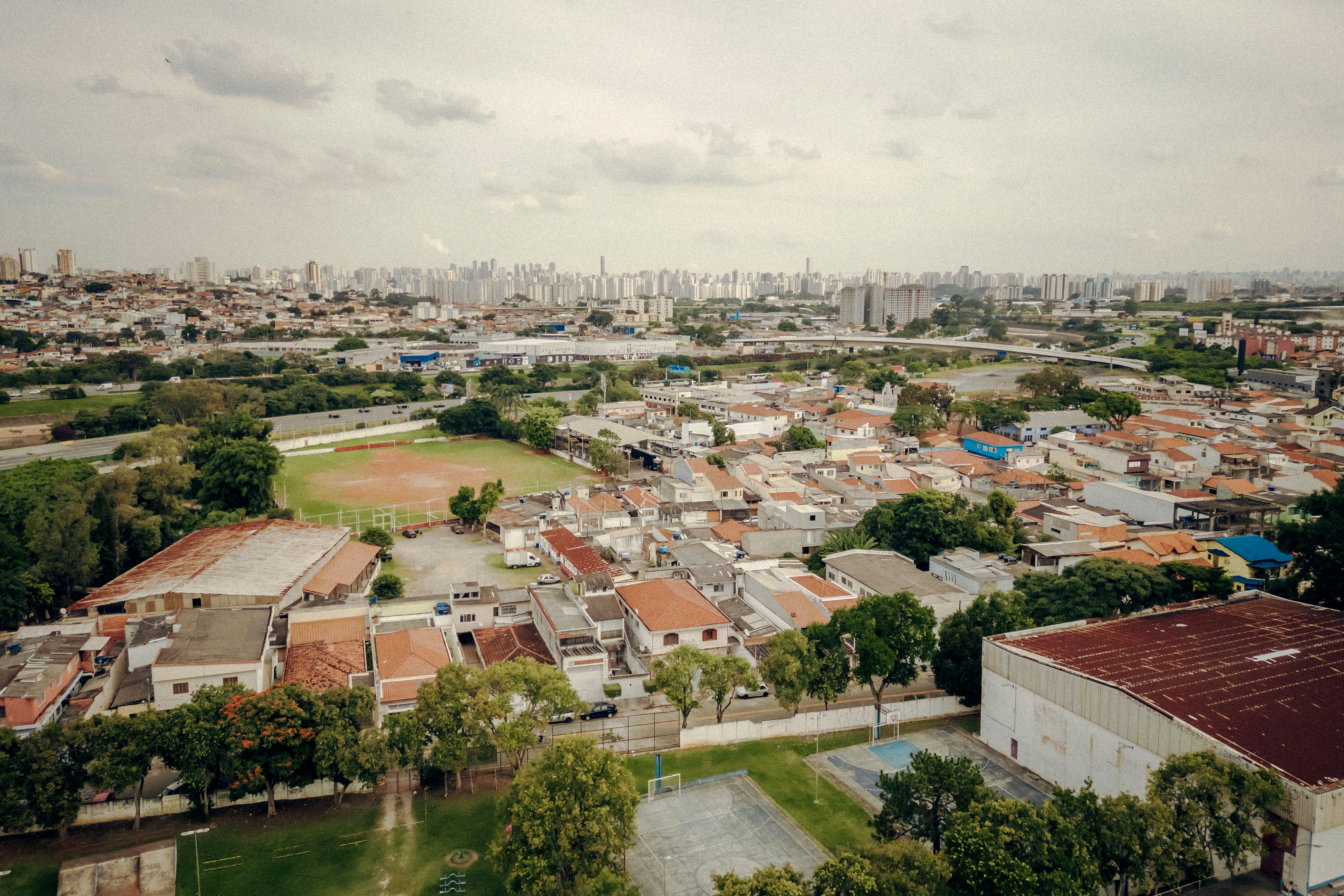 Panoramic View of a Large City · Free Stock Photo