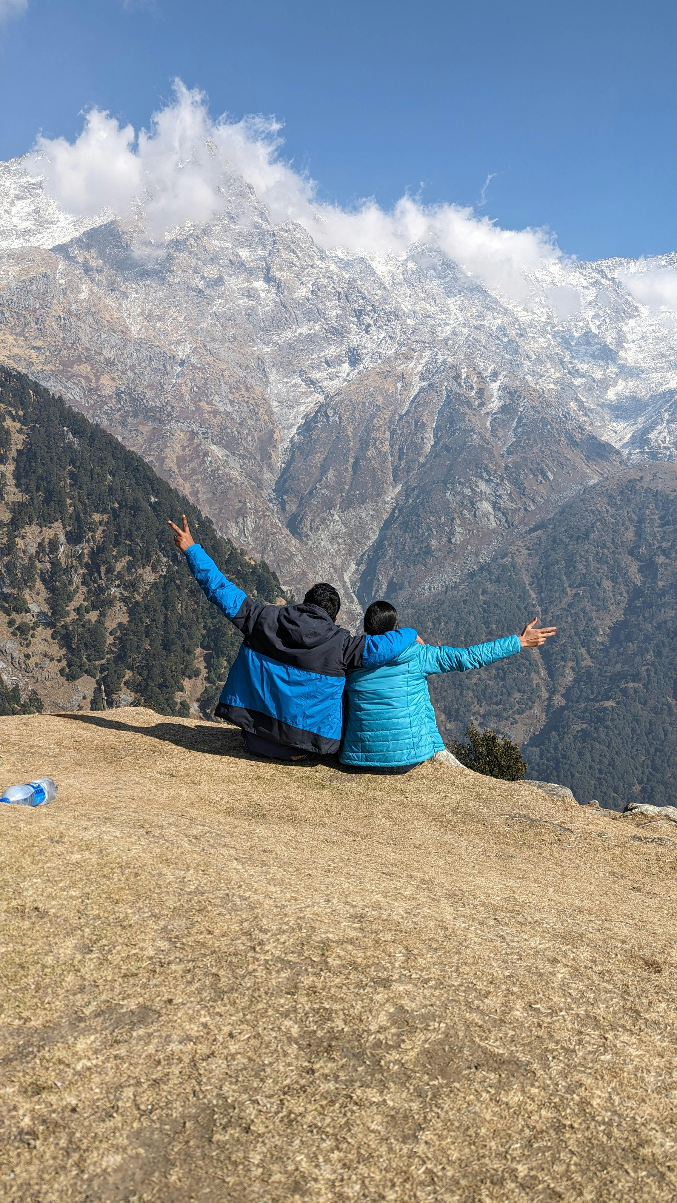 Back View of a Couple in the Mountains · Free Stock Photo