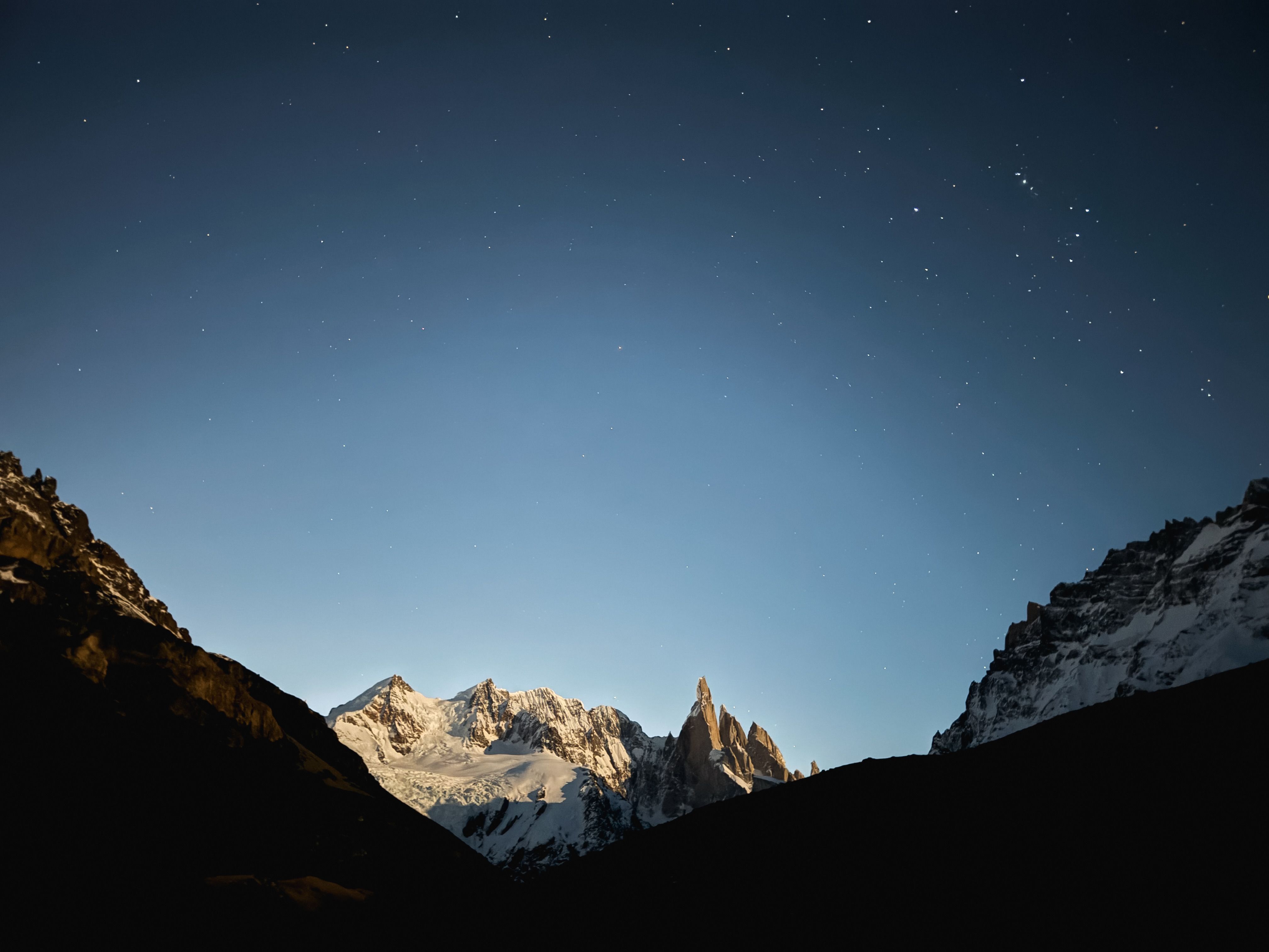 Stars over Mountains · Free Stock Photo