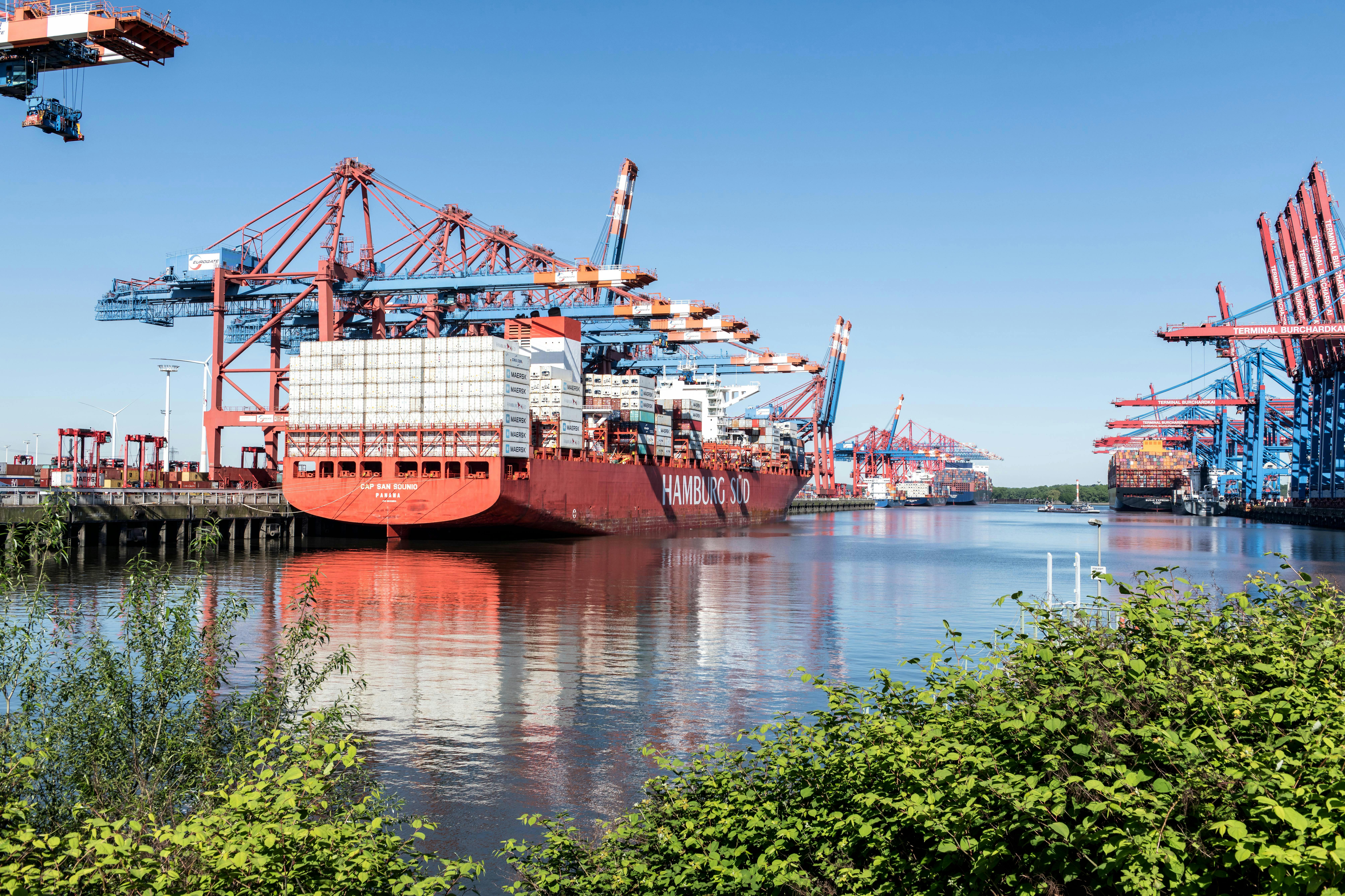 Containerterminal · Free Stock Photo