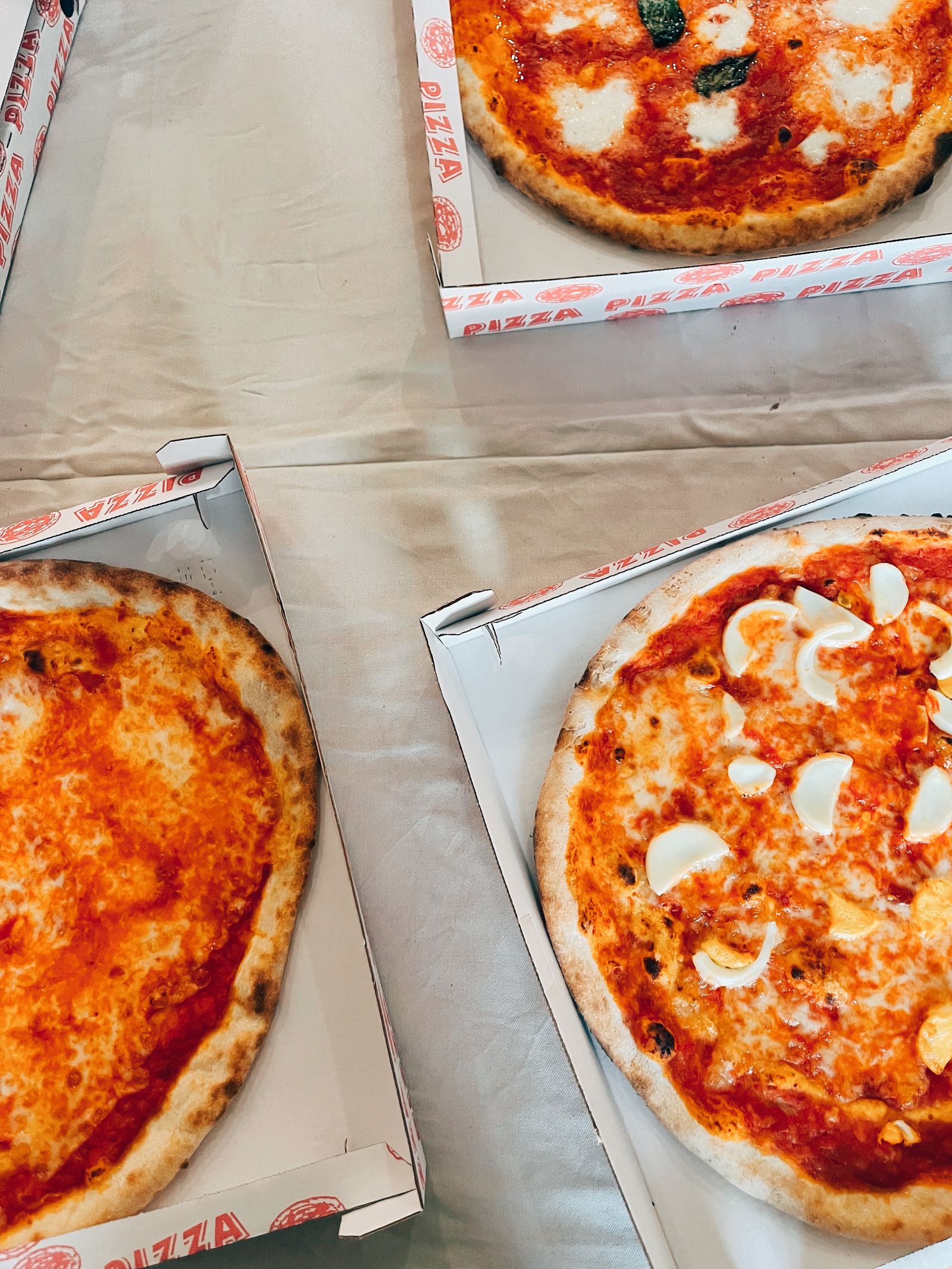Pizzas Photos, Download The BEST Free Pizzas Stock Photos & HD Images