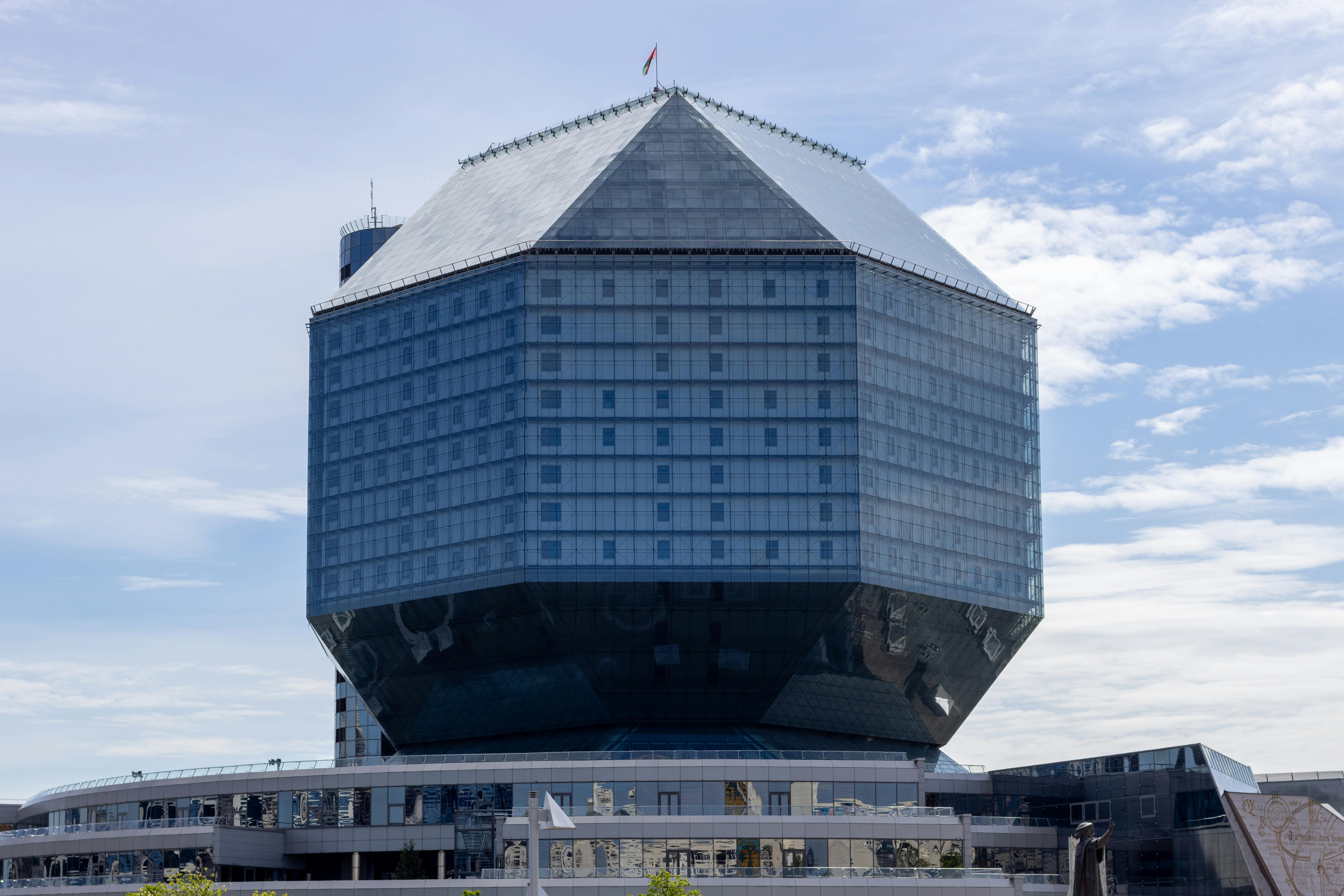 Hexagon Building Photos, Download The BEST Free Hexagon Building Stock ...