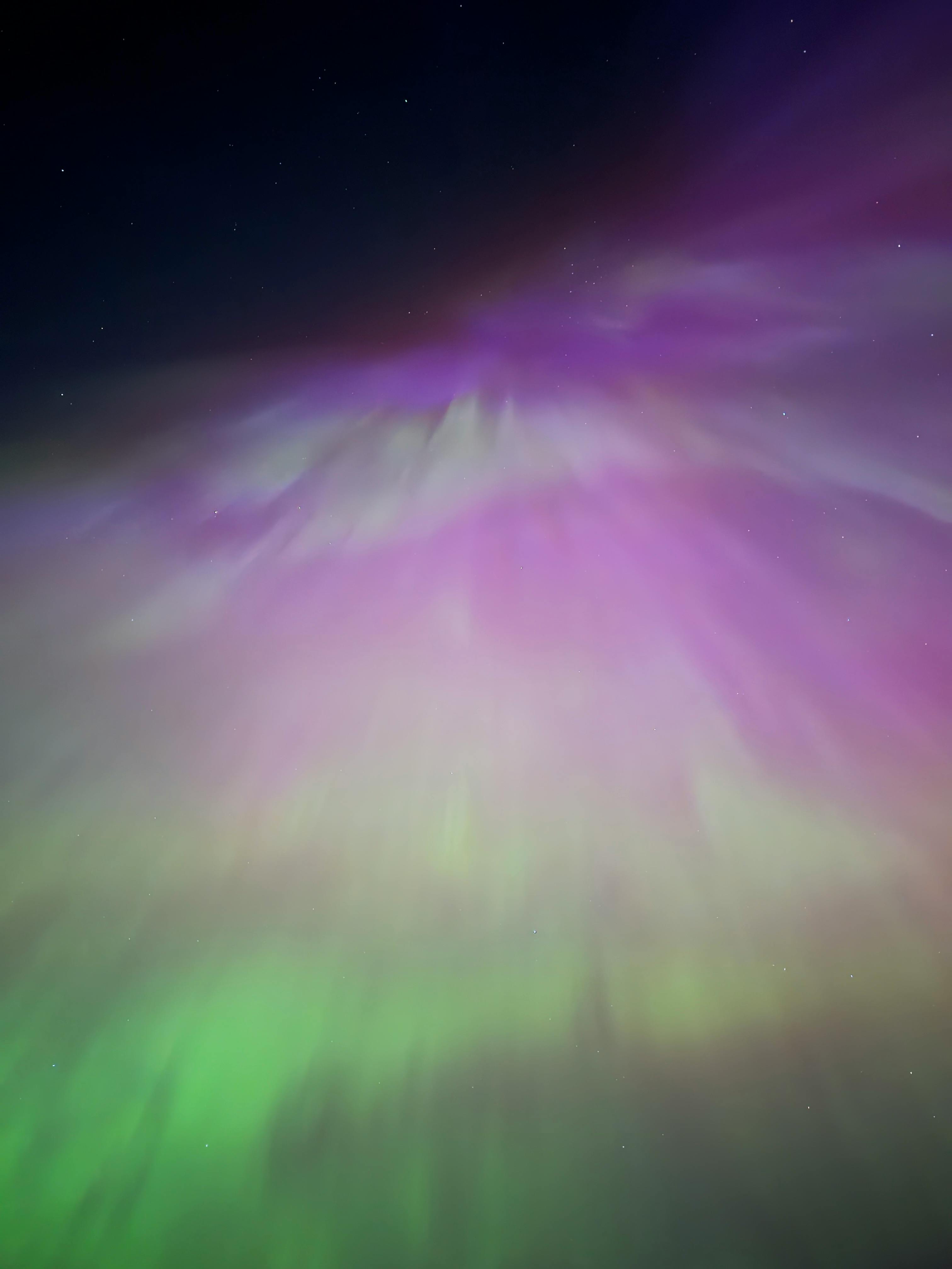 Long Exposure of a Pink and Green Aurora Borealis · Free Stock Photo
