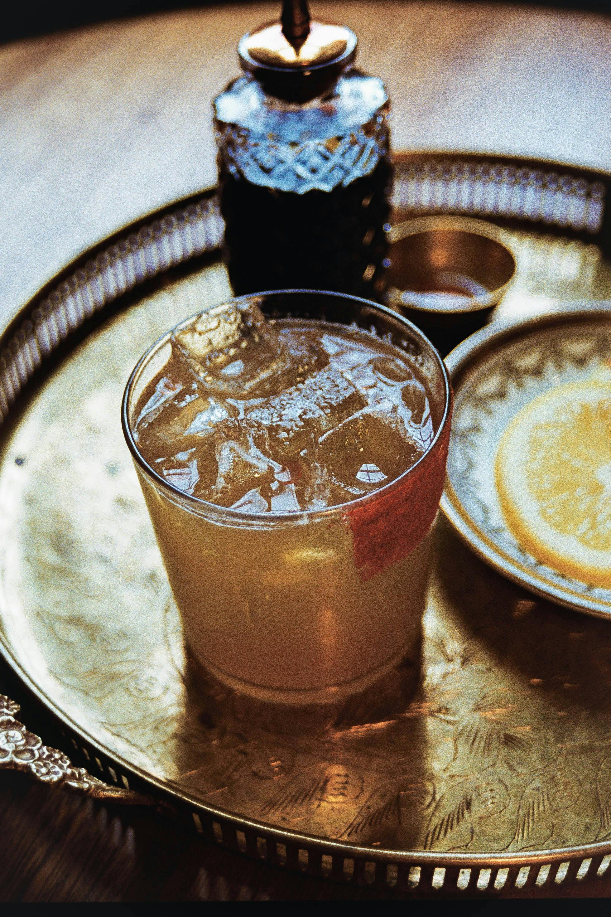 Veritable Distillery Cocktail Photos, Download The BEST Free Veritable ...