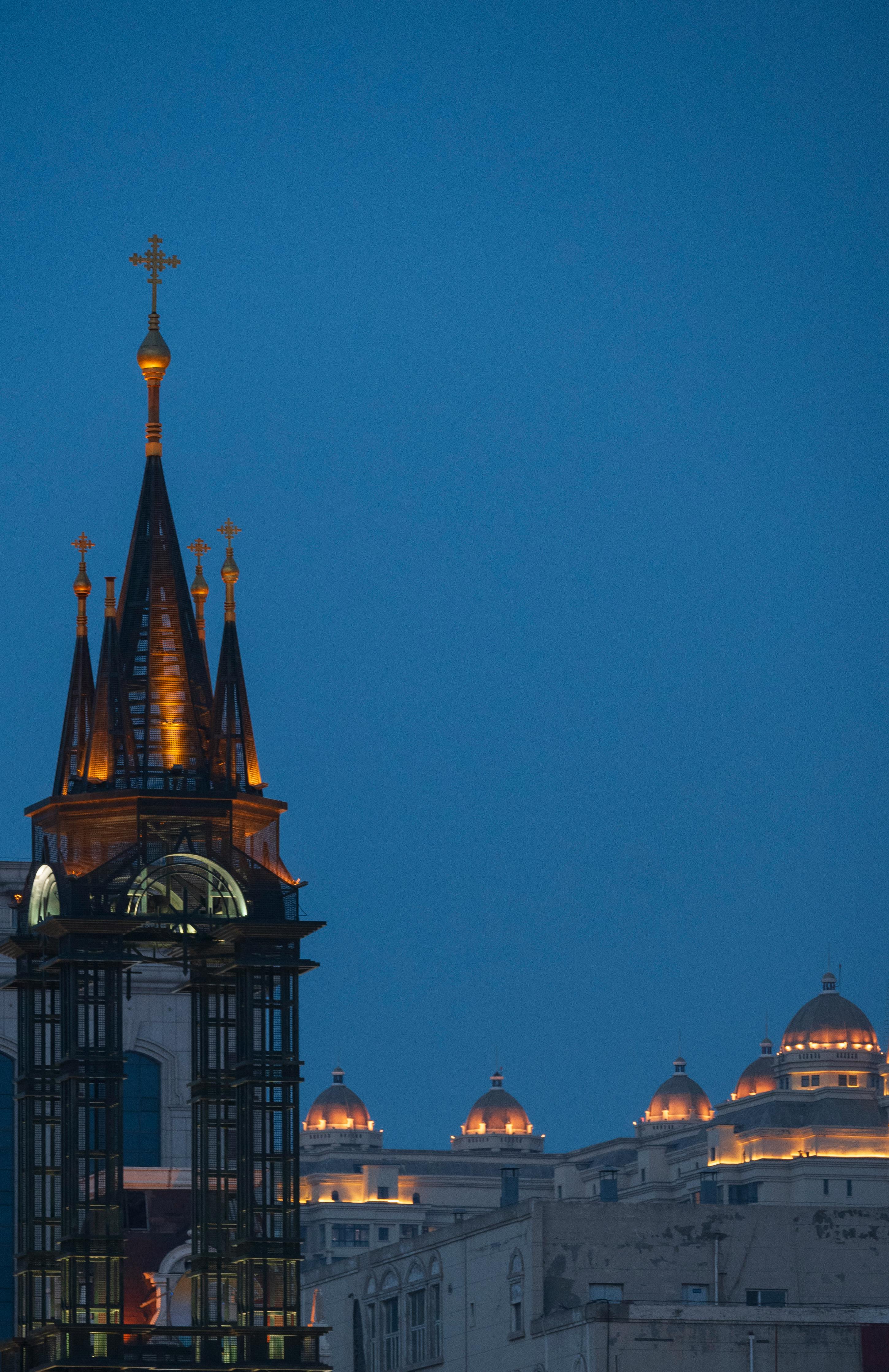 Skeletal Tower of the Cathedral at Dusk · Free Stock Photo