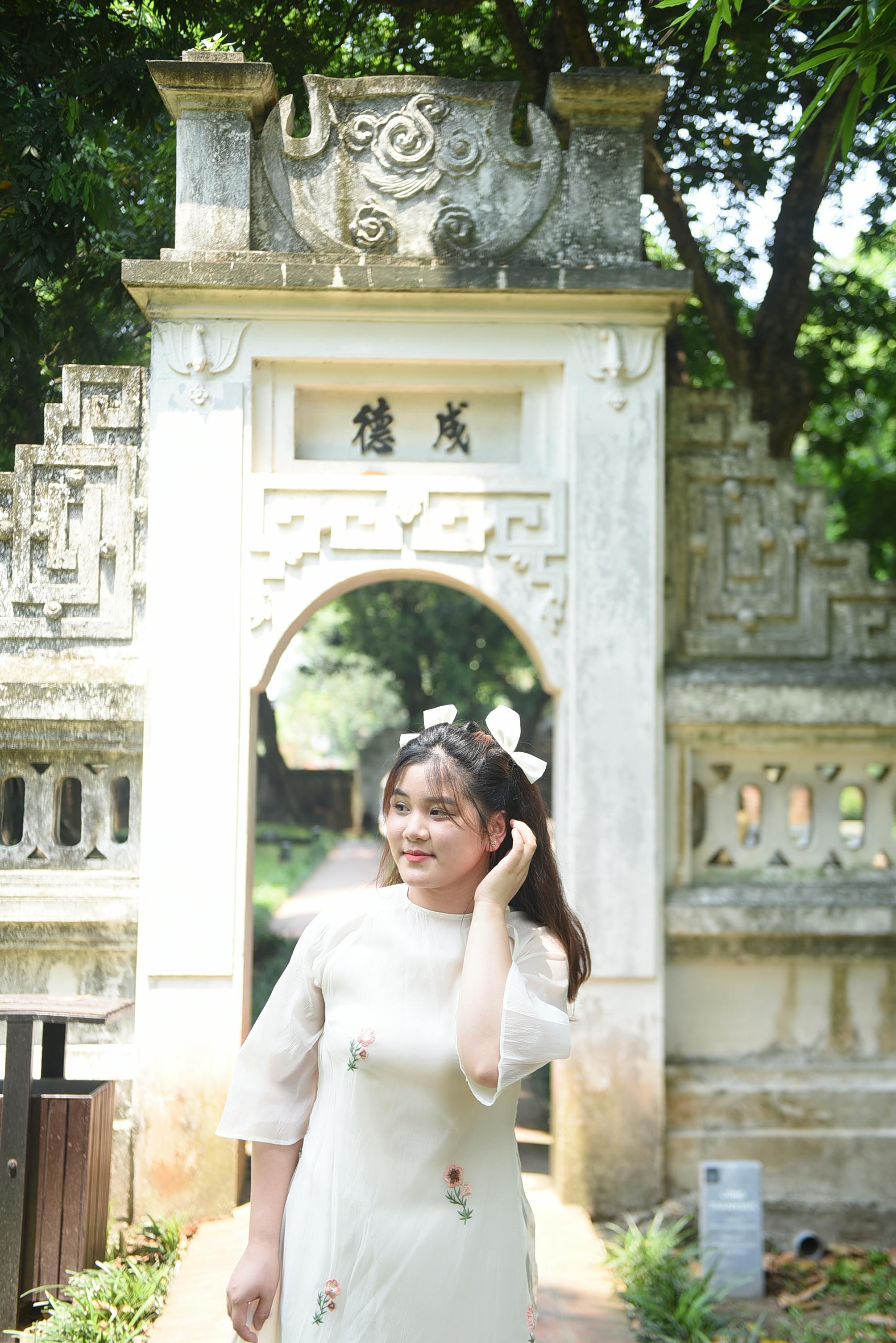 Woman in White, Traditional Dress · Free Stock Photo