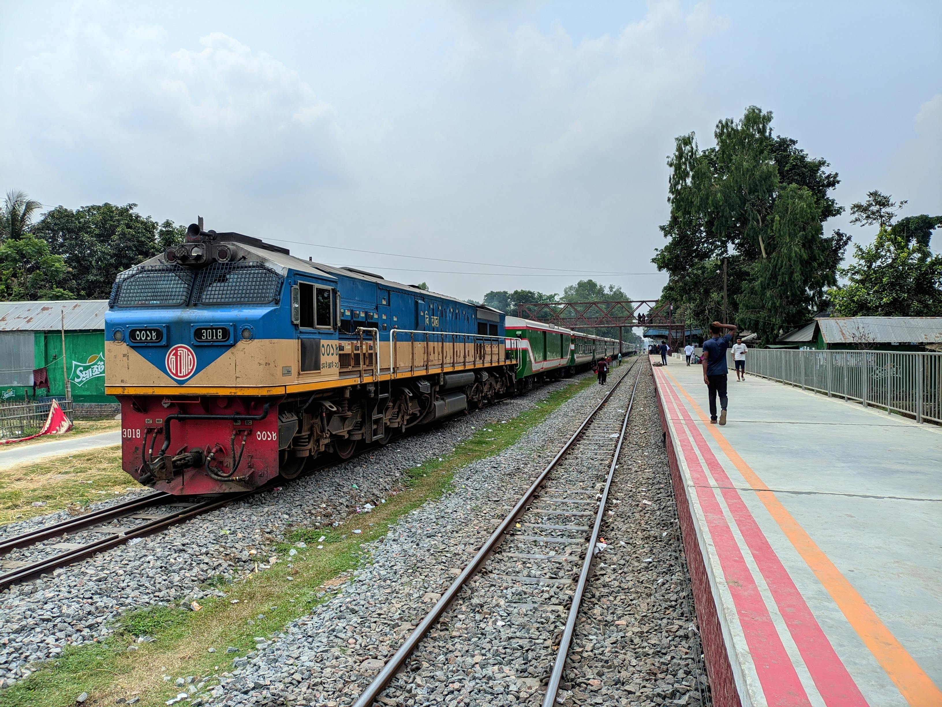 Bangladeshi Train · Free Stock Photo