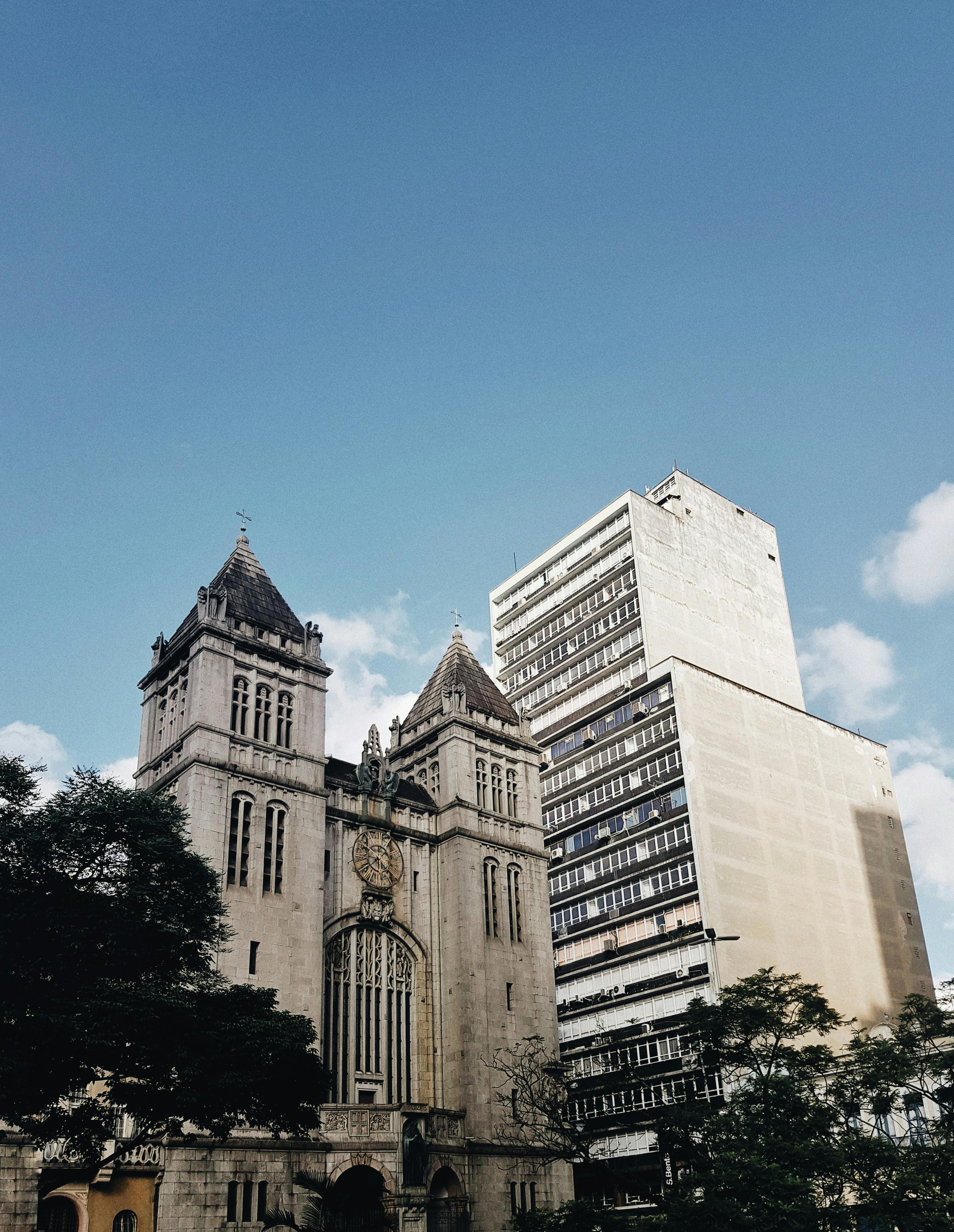 Urban Photo of a Gray building · Free Stock Photo