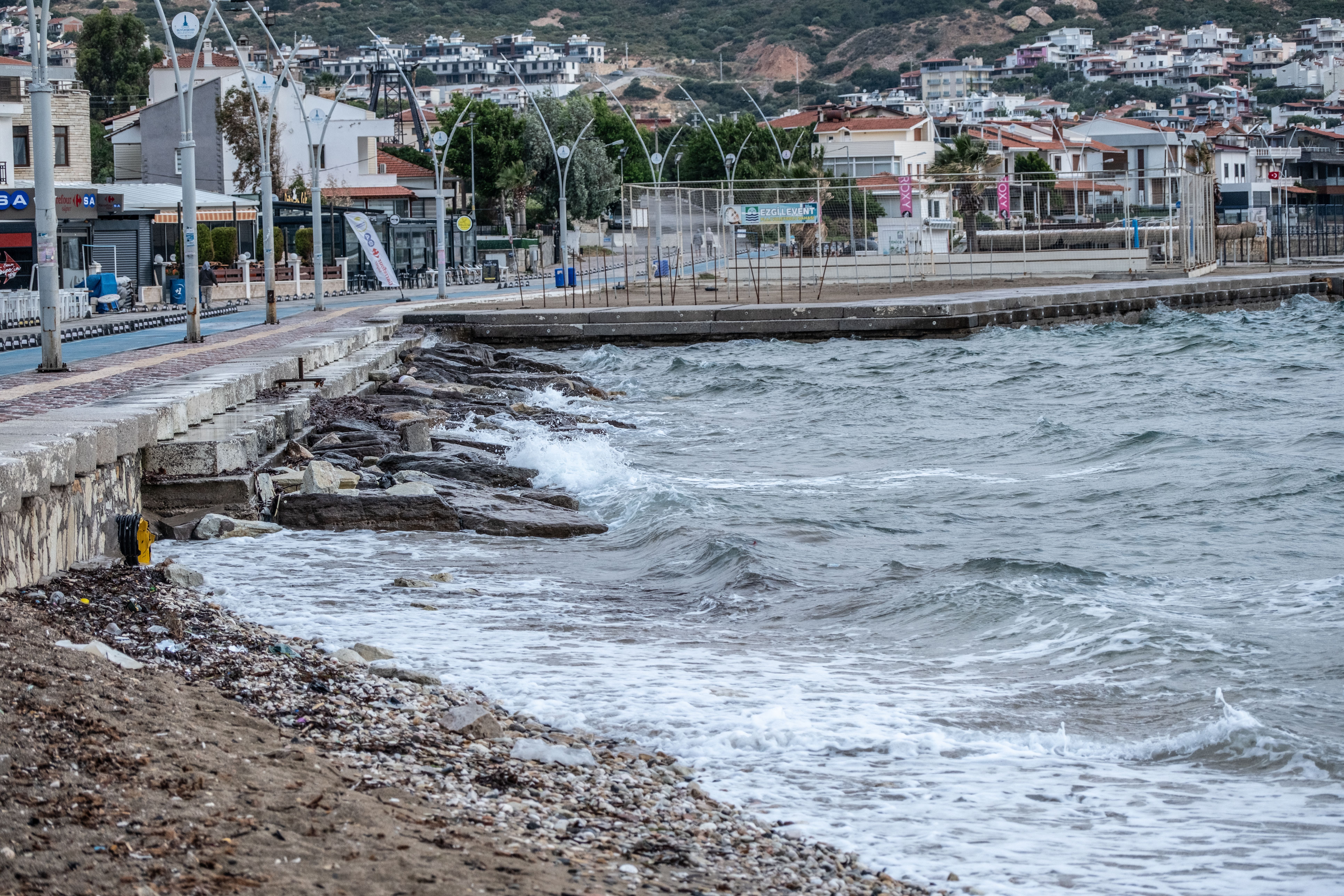 Waves Crashing Against Rocks on Seashore in Phokaia, Turkey · Free ...