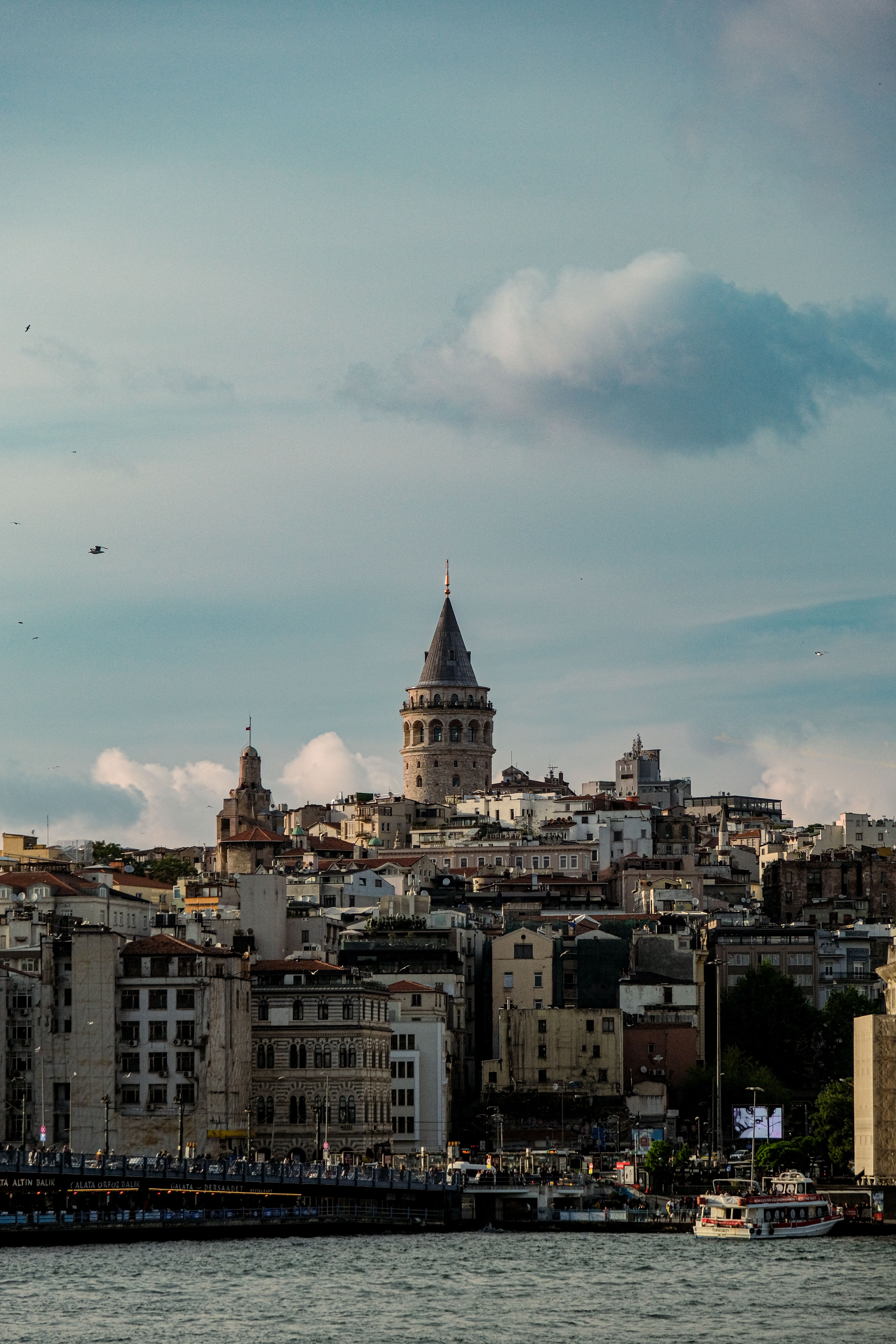 Famous Places Photos, Download The BEST Free Famous Places Stock Photos ...
