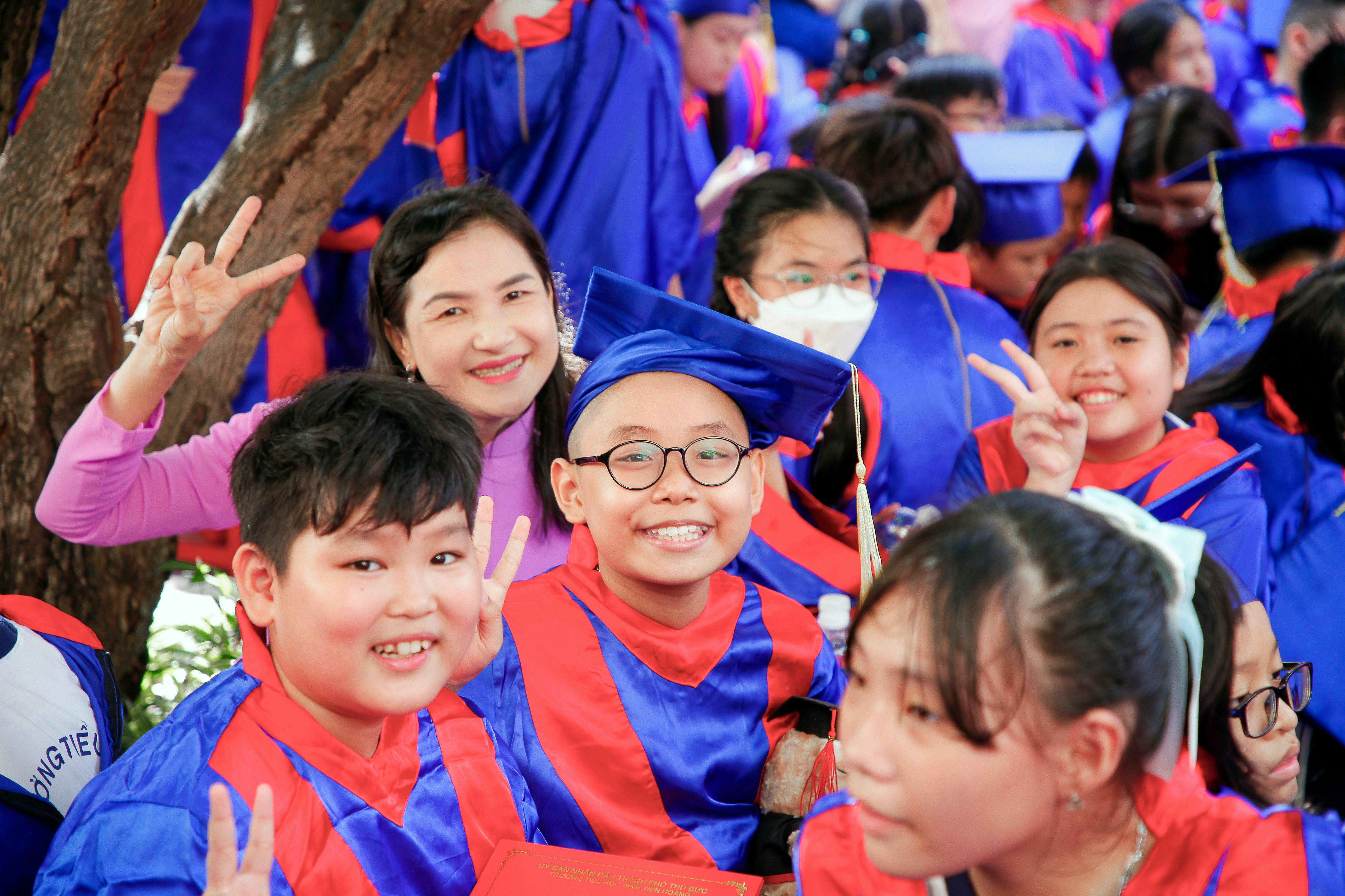 Graduation ceremony at the university of phoenix · Free Stock Photo