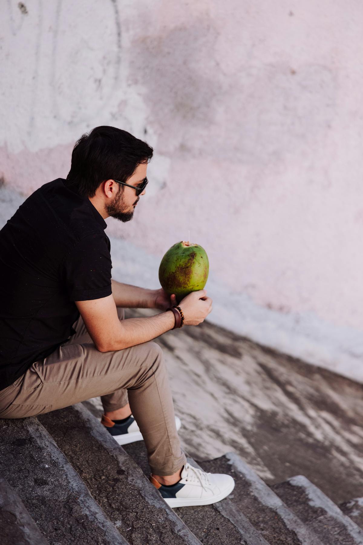 Man Sitting Photos, Download The BEST Free Man Sitting Stock Photos ...