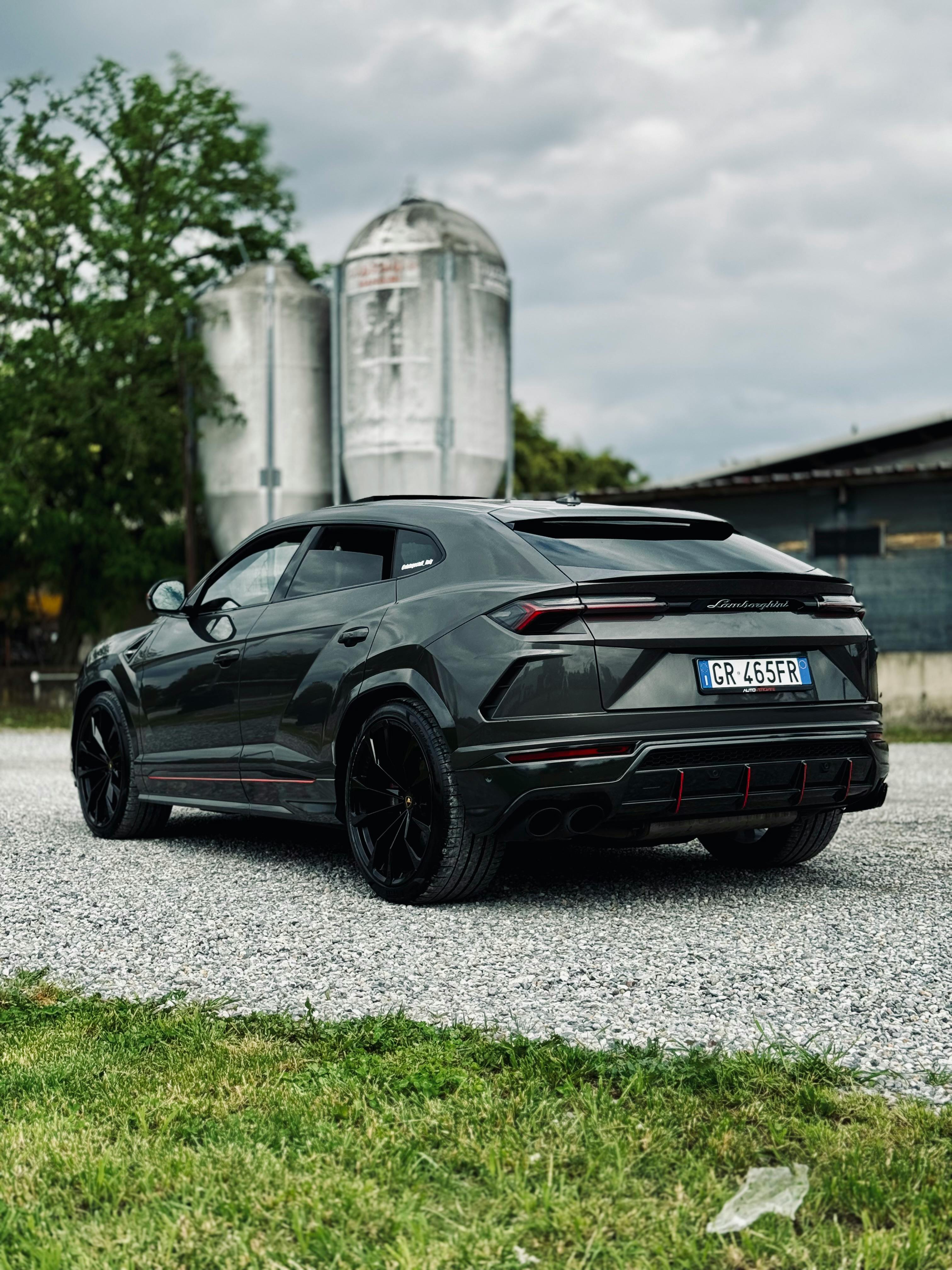 Car And Cople Photos, Download The BEST Free Car And Cople Stock Photos ...