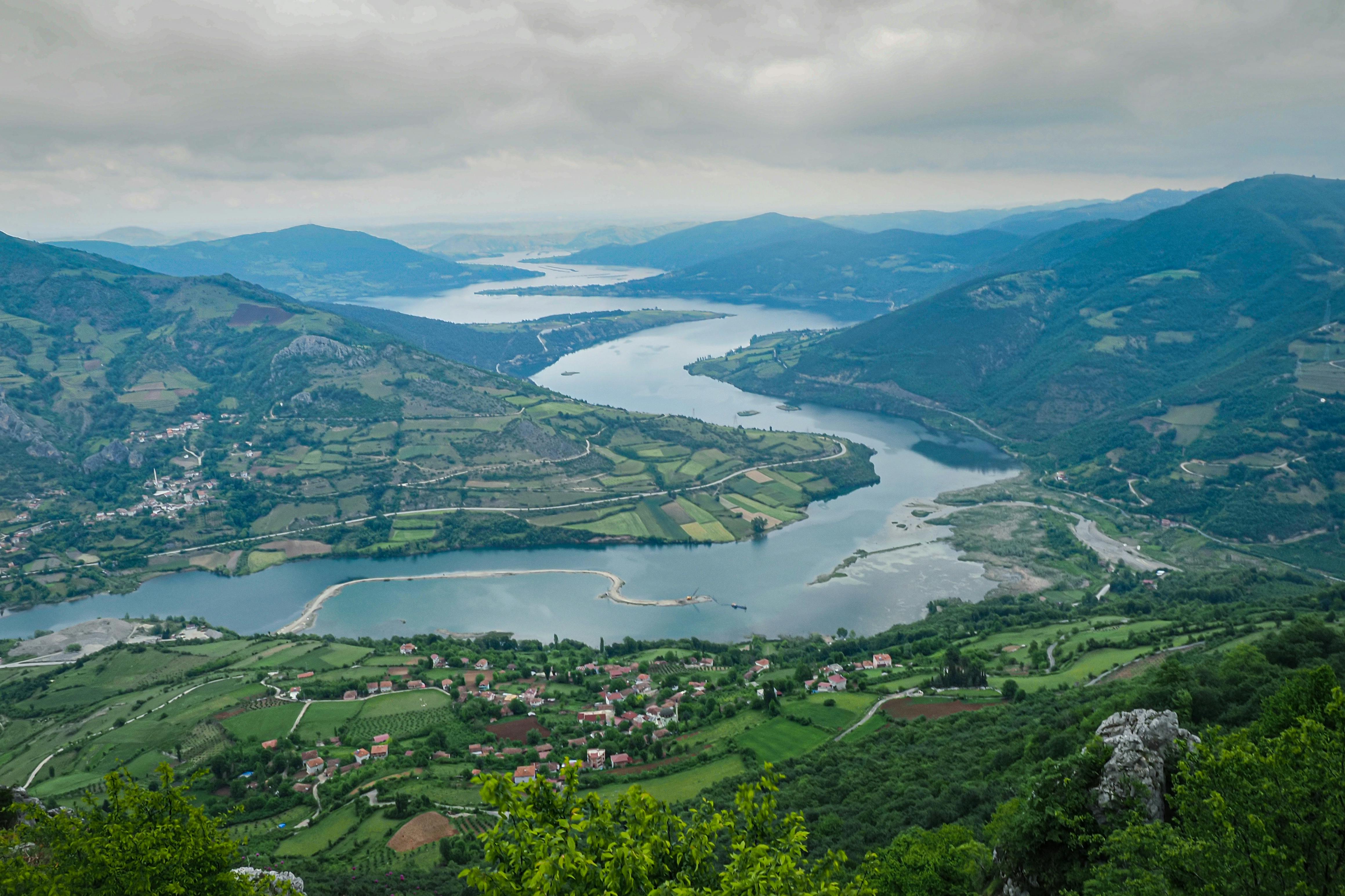 Scenic View of the Kizilirmak River near Samsun, Turkey · Free Stock Photo