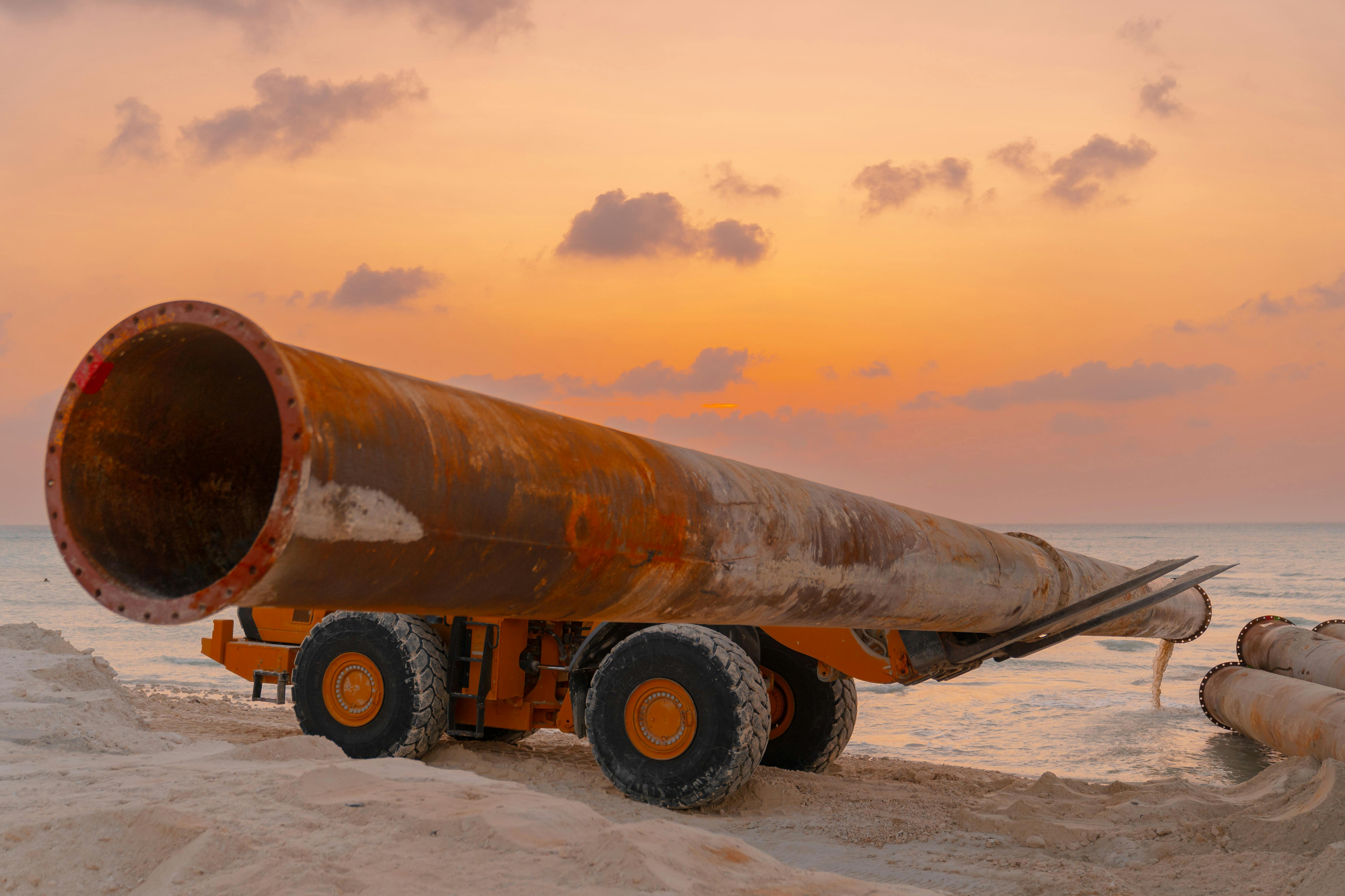 Rusted Pipeline Photos, Download The BEST Free Rusted Pipeline Stock ...