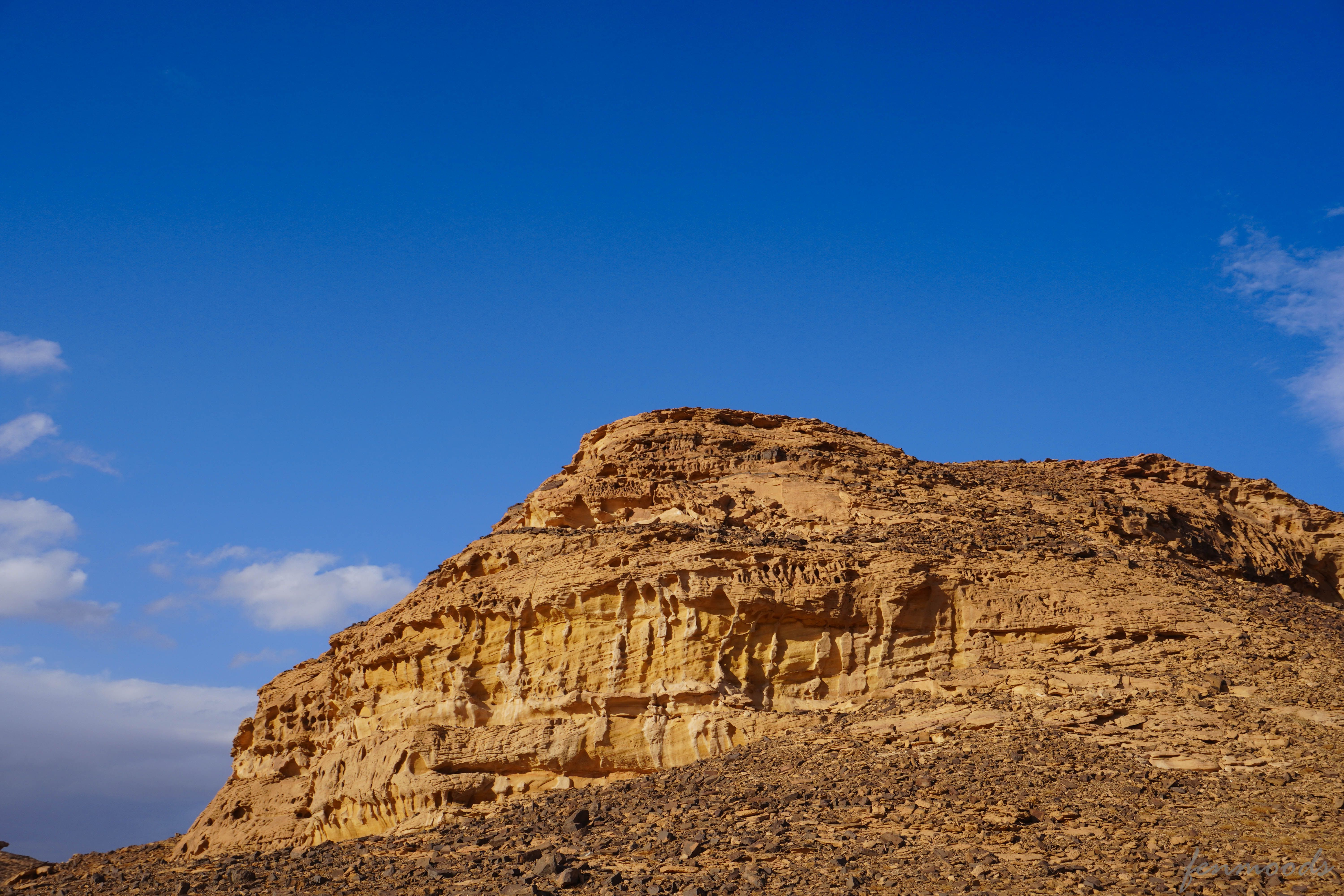 View of a Desert Hill · Free Stock Photo