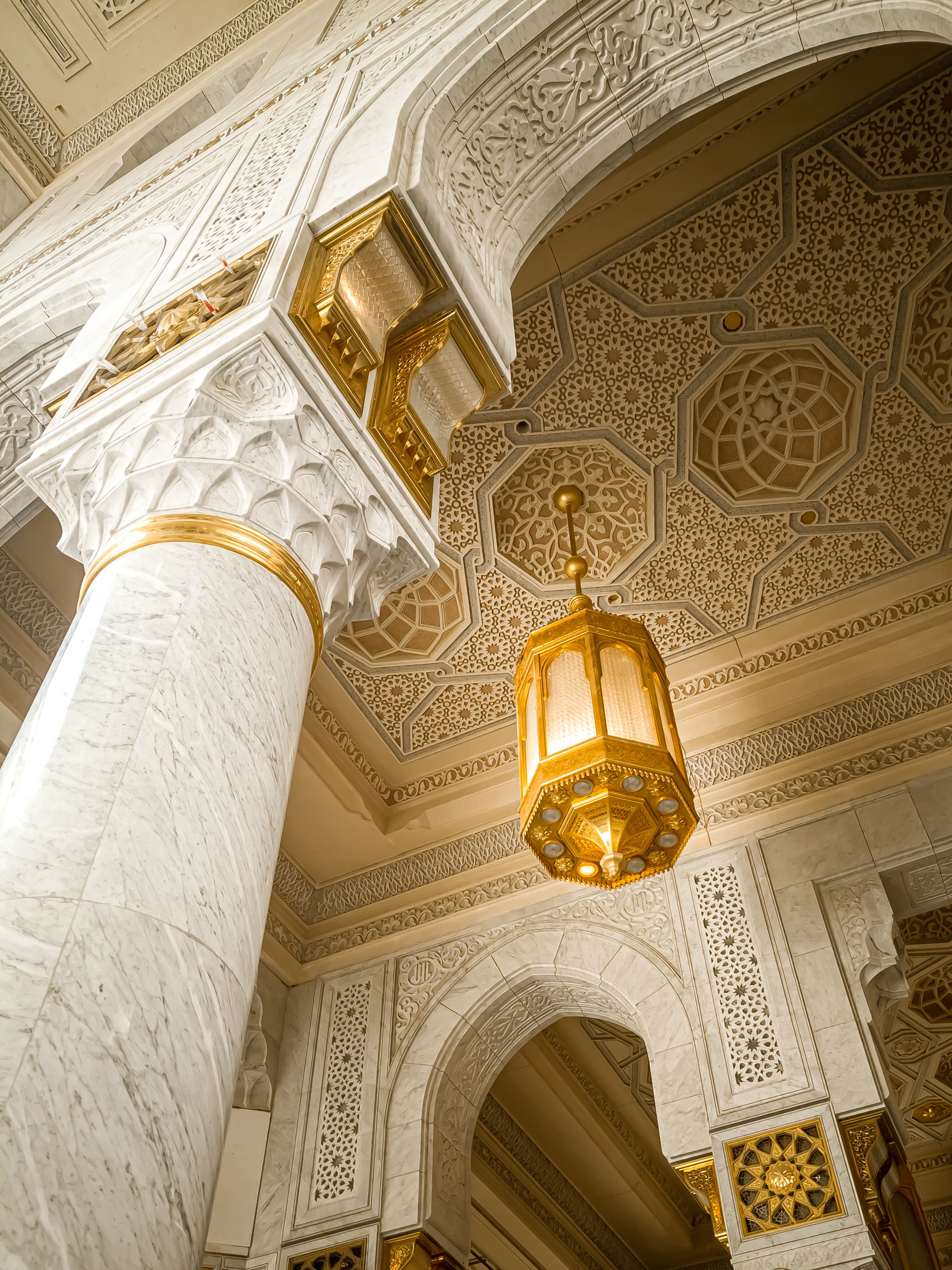 Masjid Inside Photos, Download The BEST Free Masjid Inside Stock Photos ...
