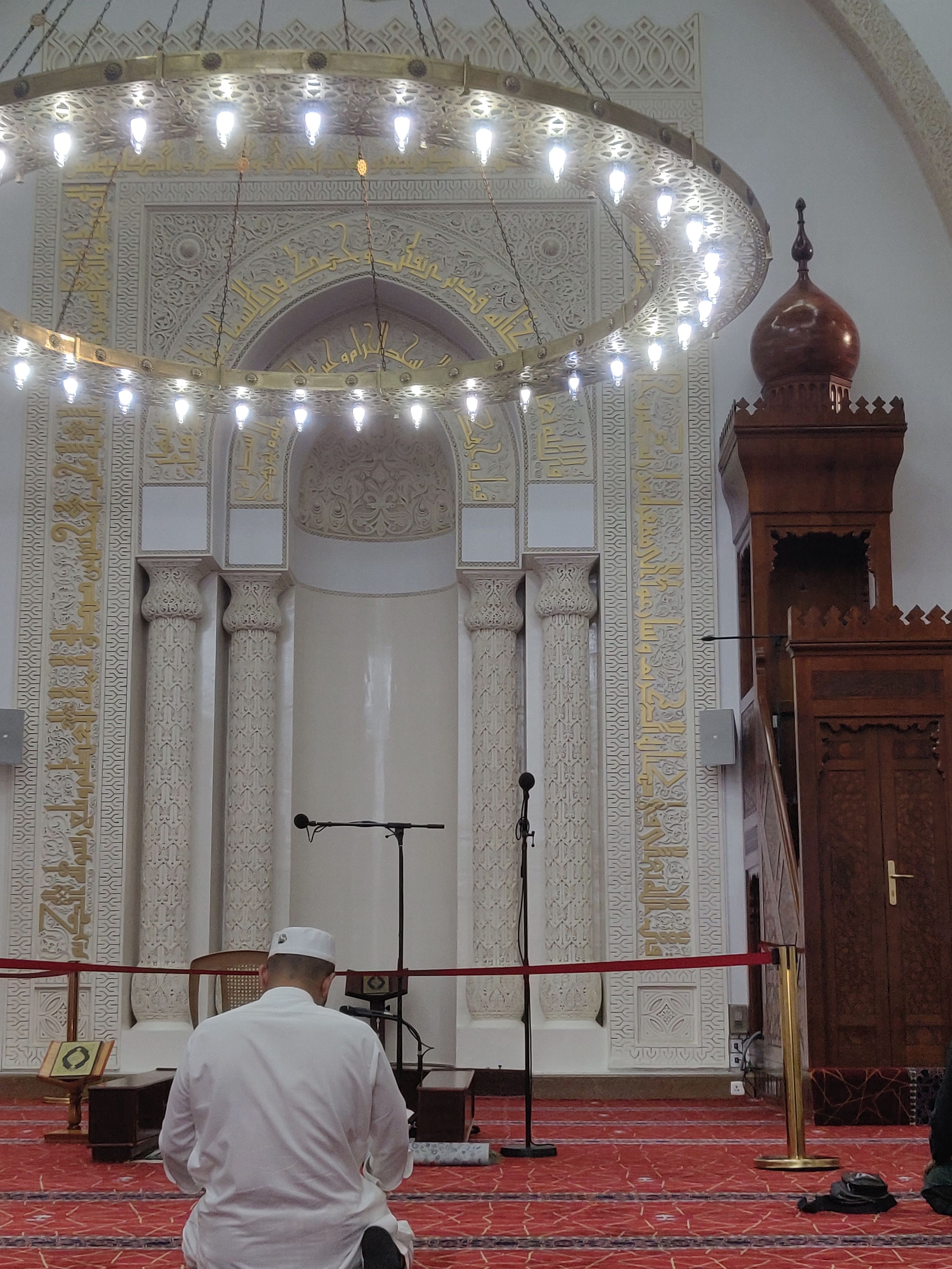 Al Imam Al Hussein Mosque Photos, Download The BEST Free Al Imam Al ...