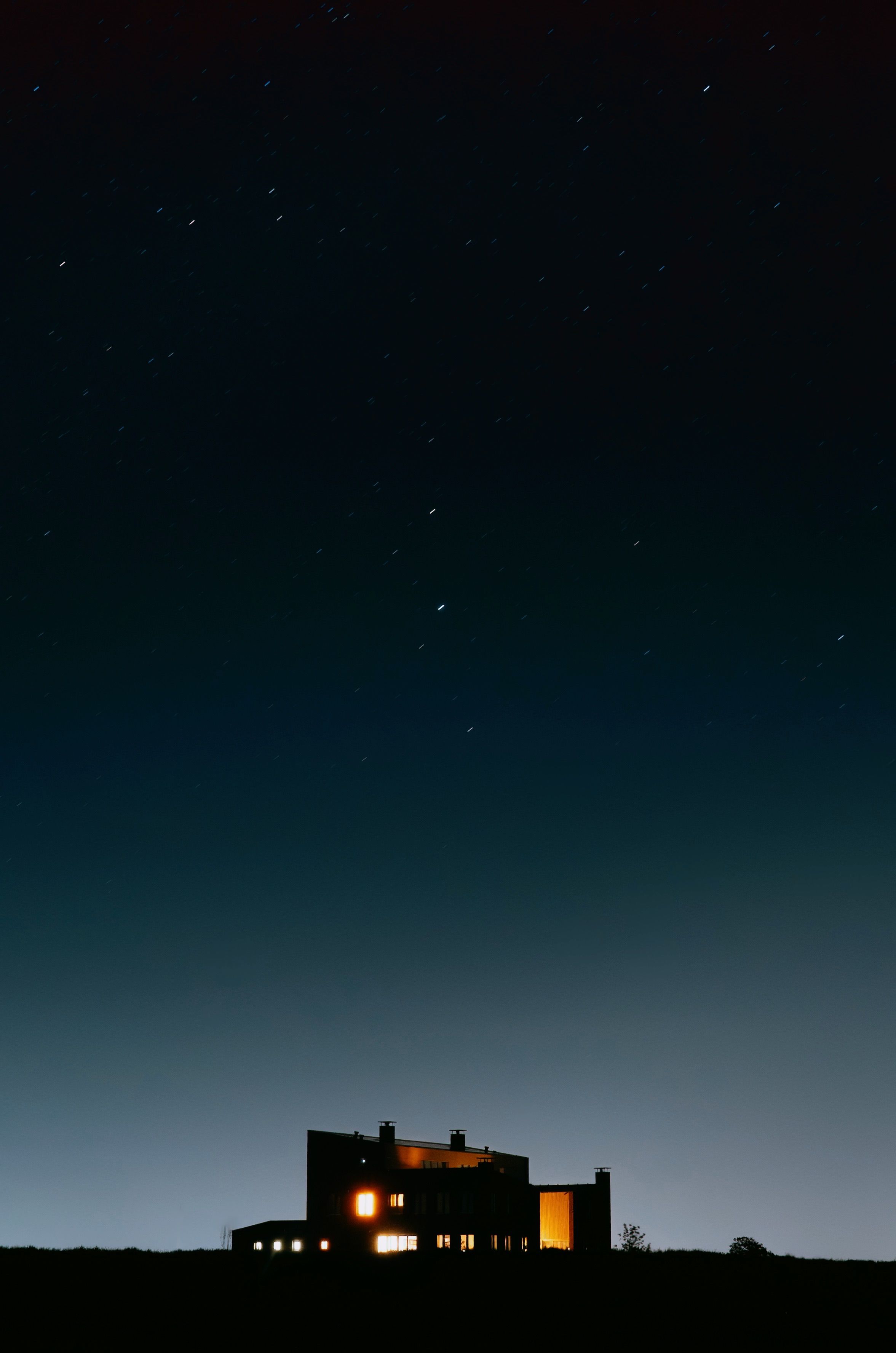Stars over Detached House · Free Stock Photo