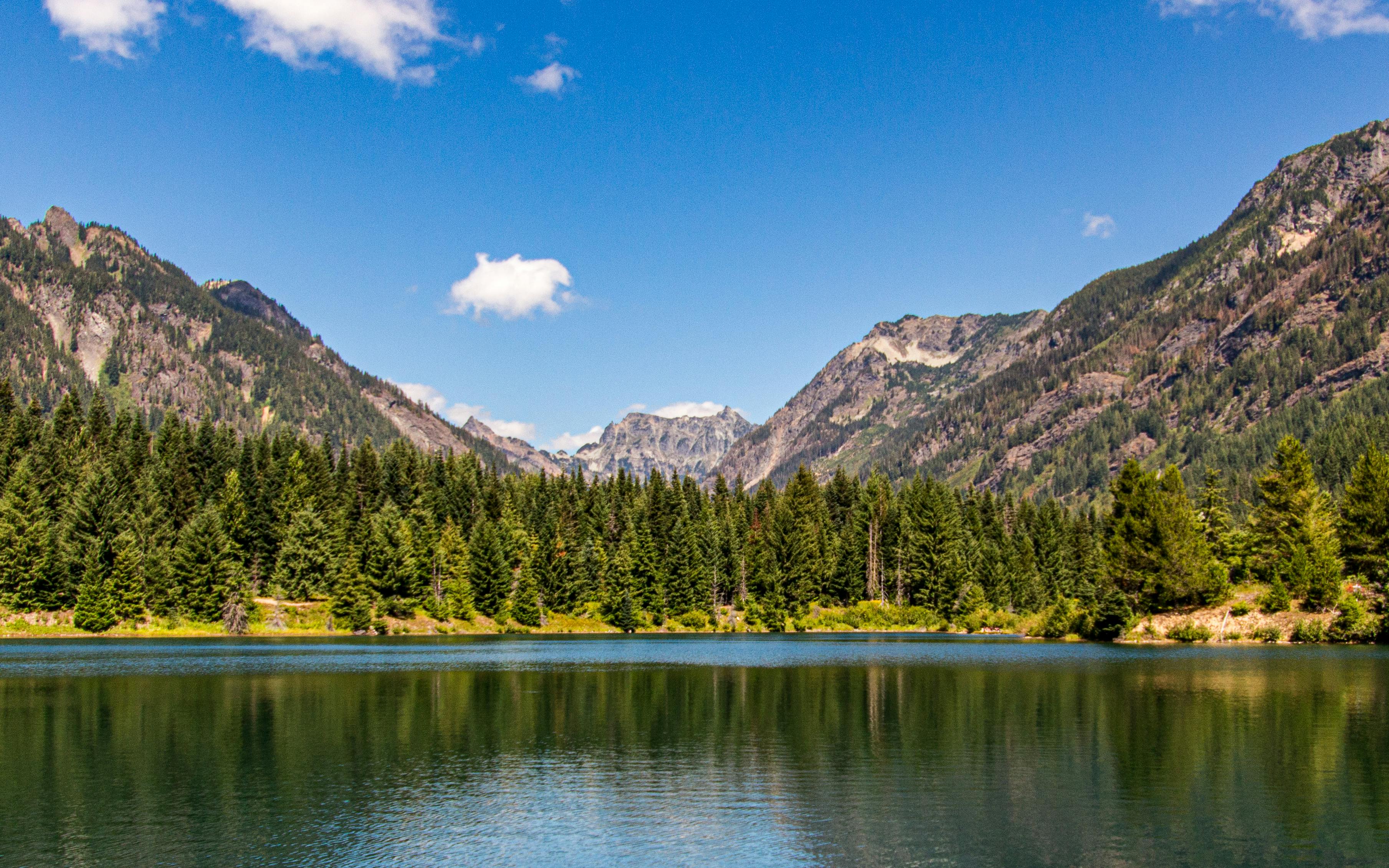 High Rise Mountain during Deay Time · Free Stock Photo