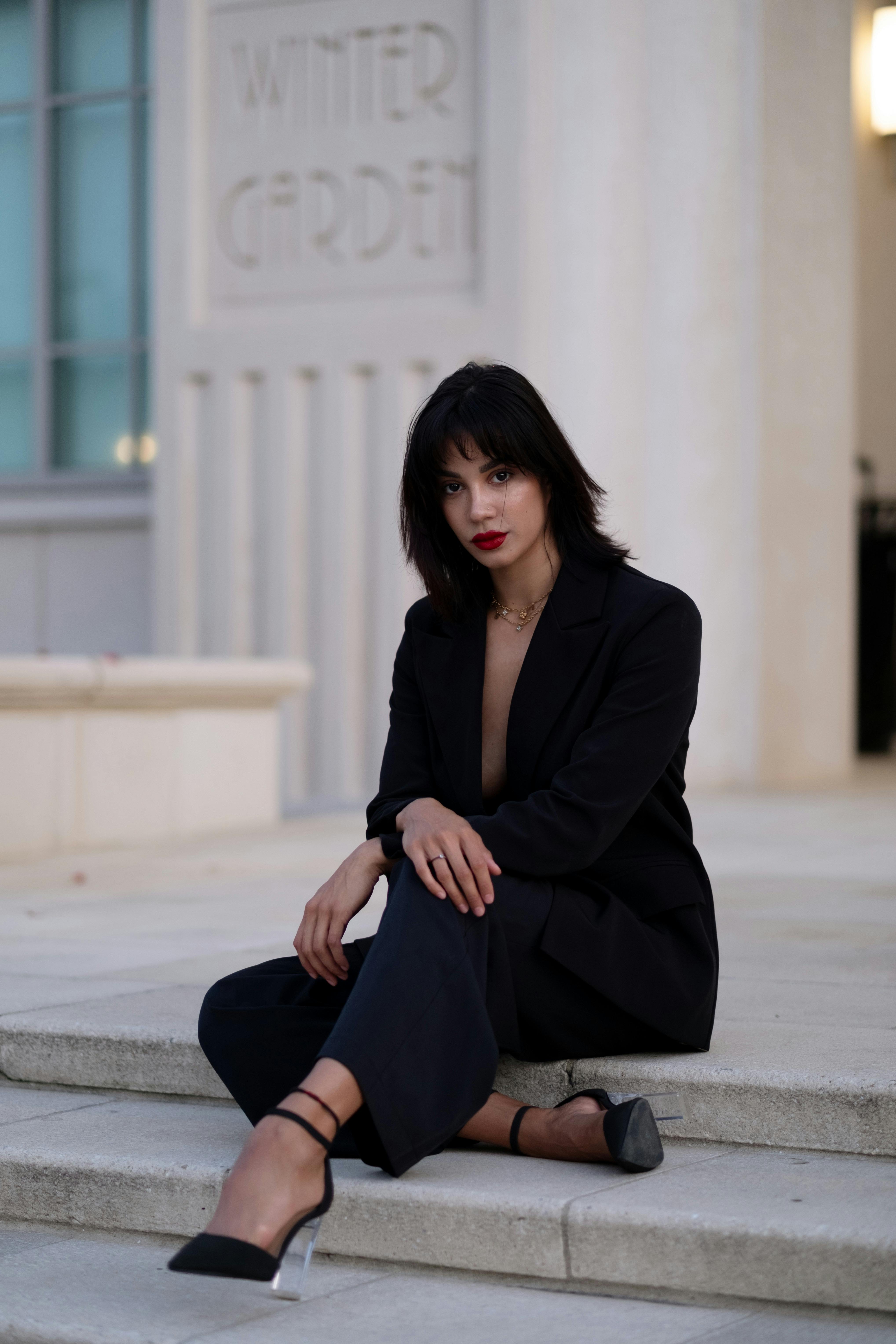 Sitting On Steps Photos, Download The BEST Free Sitting On Steps Stock ...