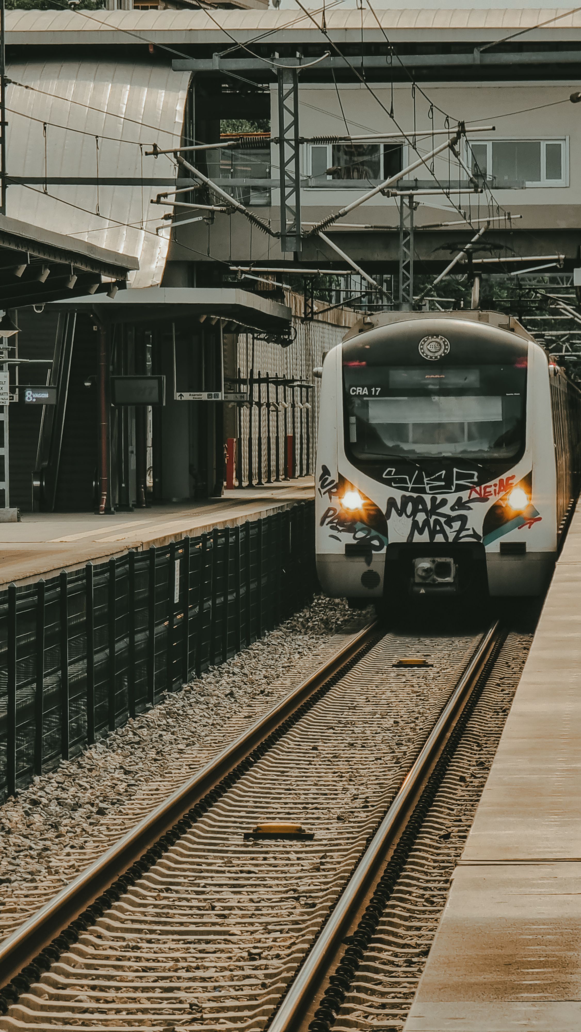 Train on Station · Free Stock Photo