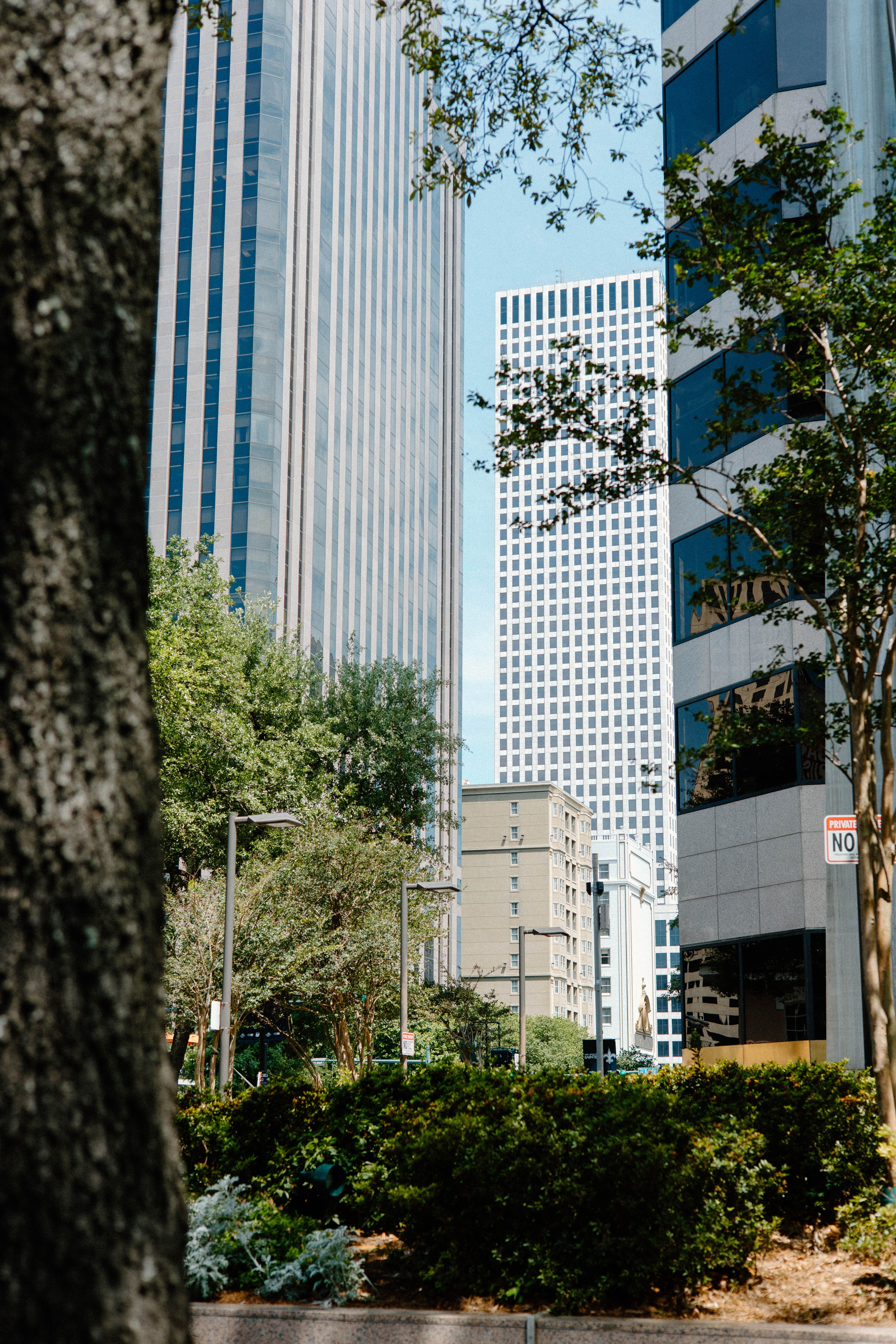 Picasso Tower in Madrid · Free Stock Photo