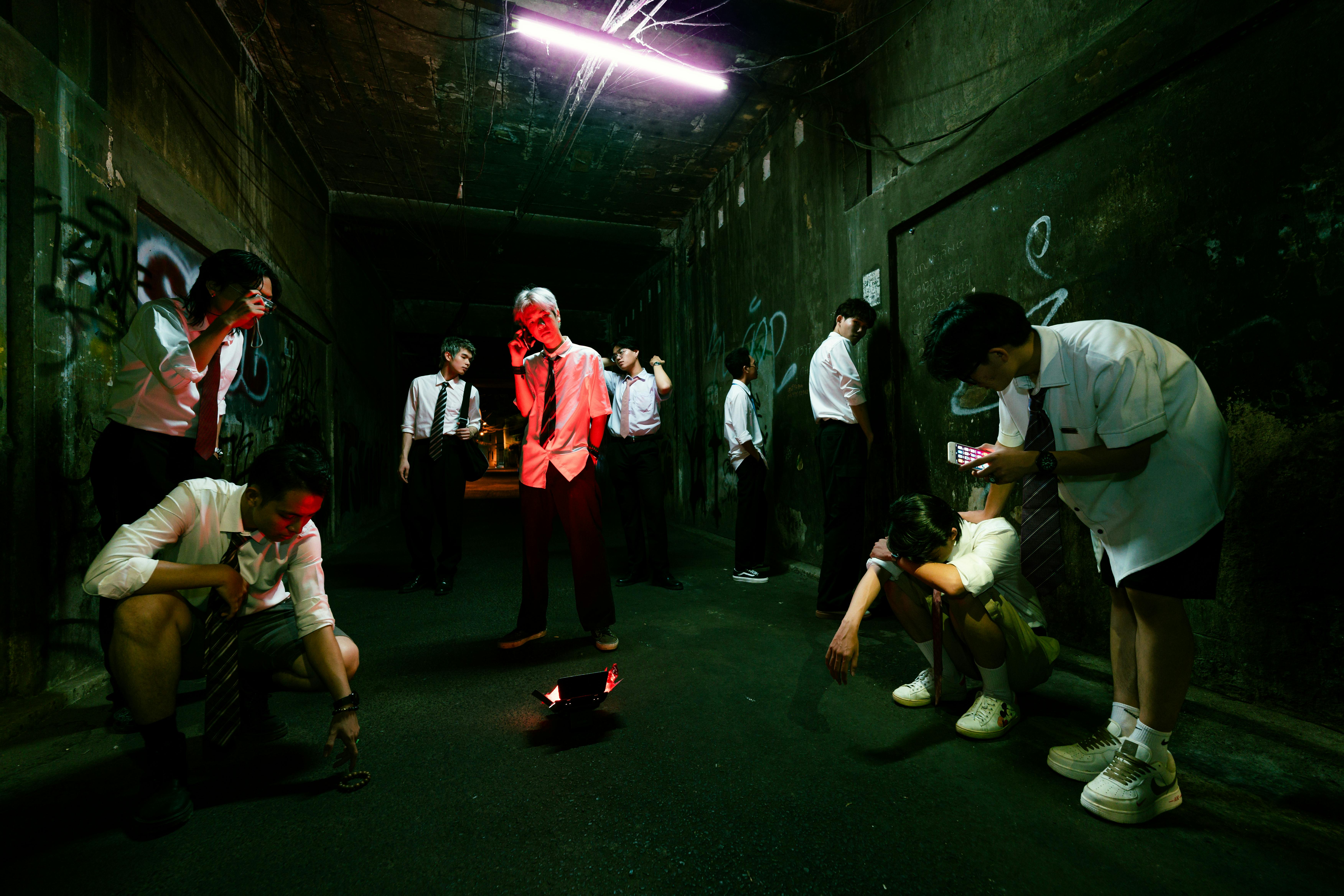 Teenagers Dramatic Emotions Photos, Download The BEST Free Teenagers ...