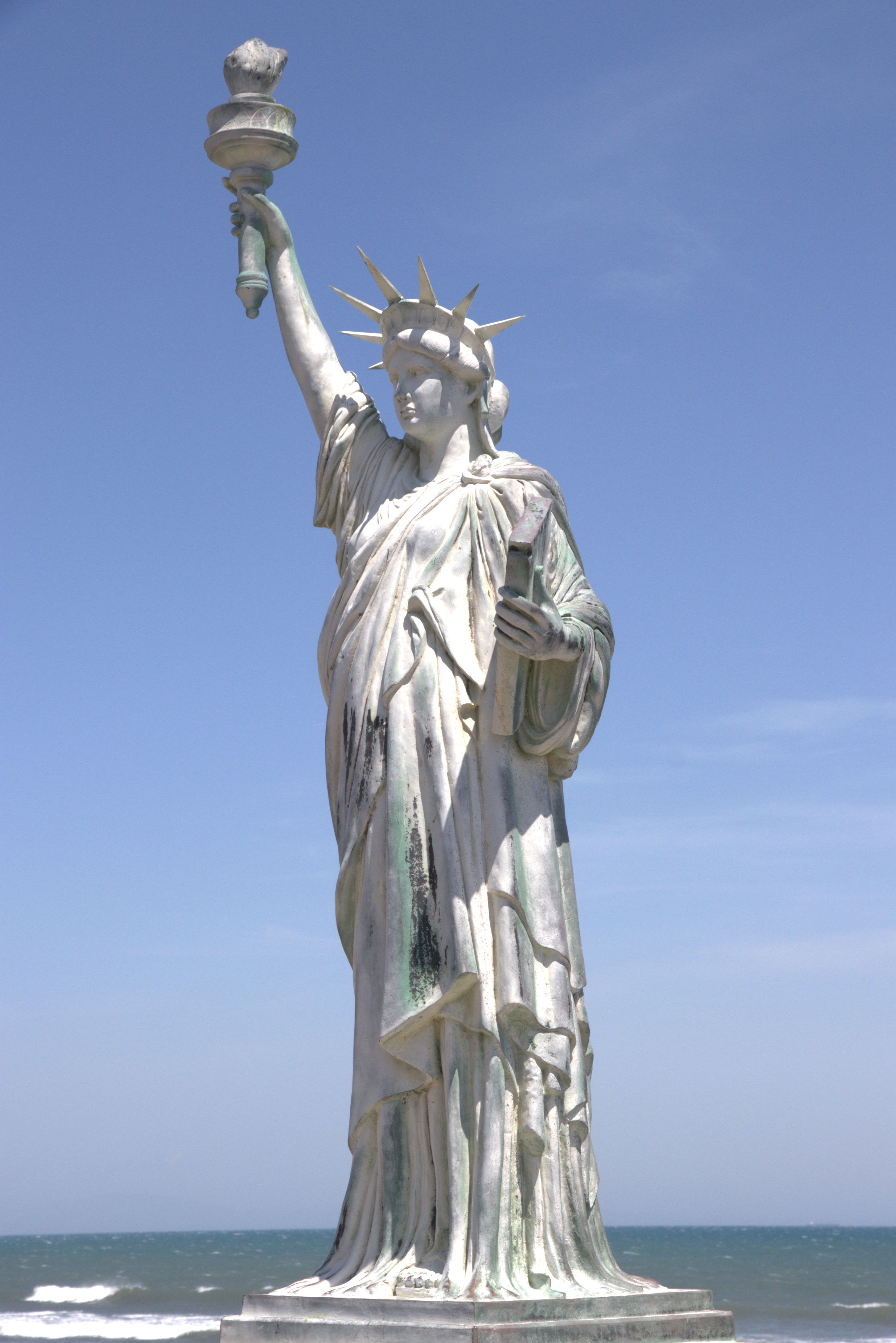 Statue of Liberty · Free Stock Photo