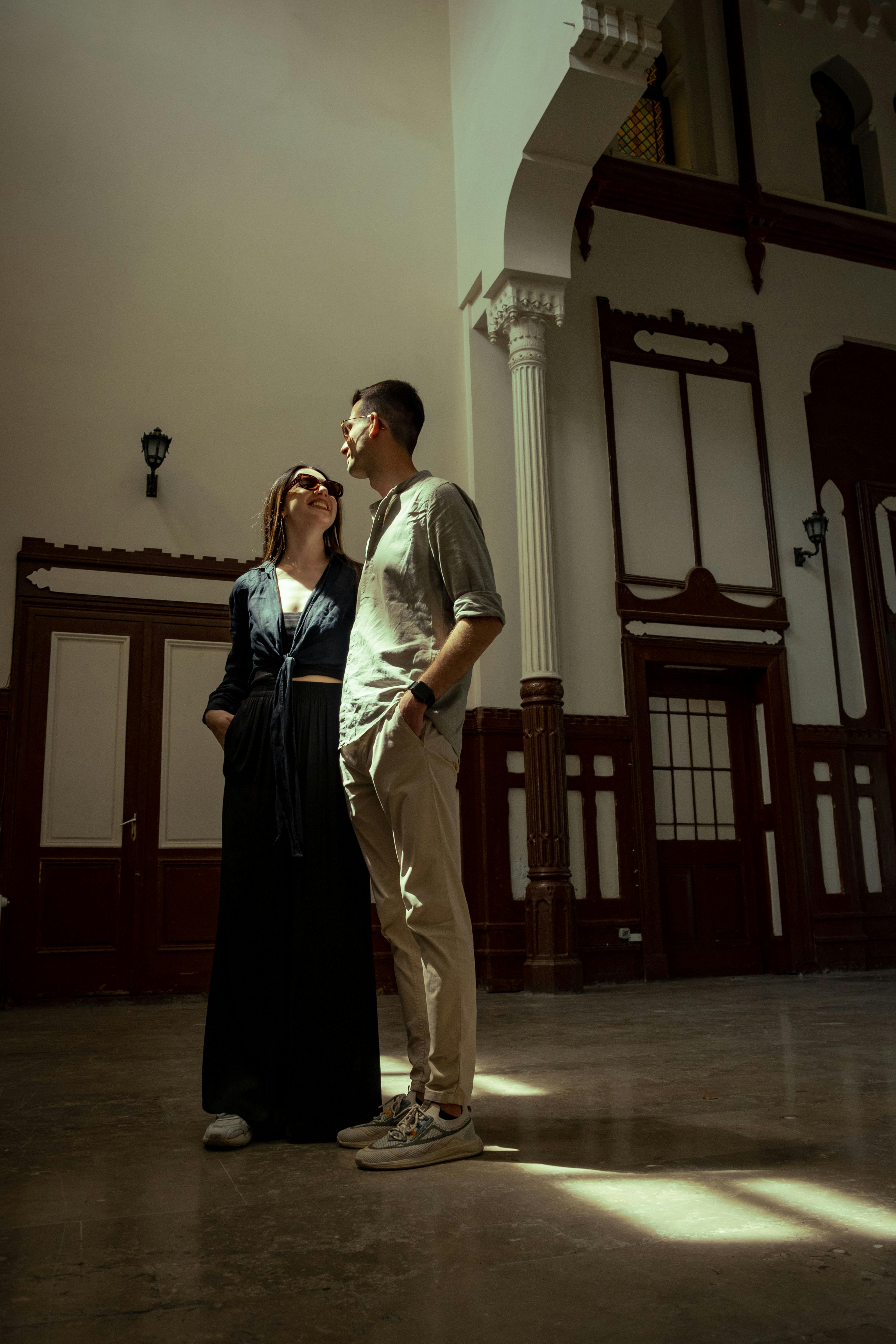 Museum Couple Photos, Download The BEST Free Museum Couple Stock Photos ...