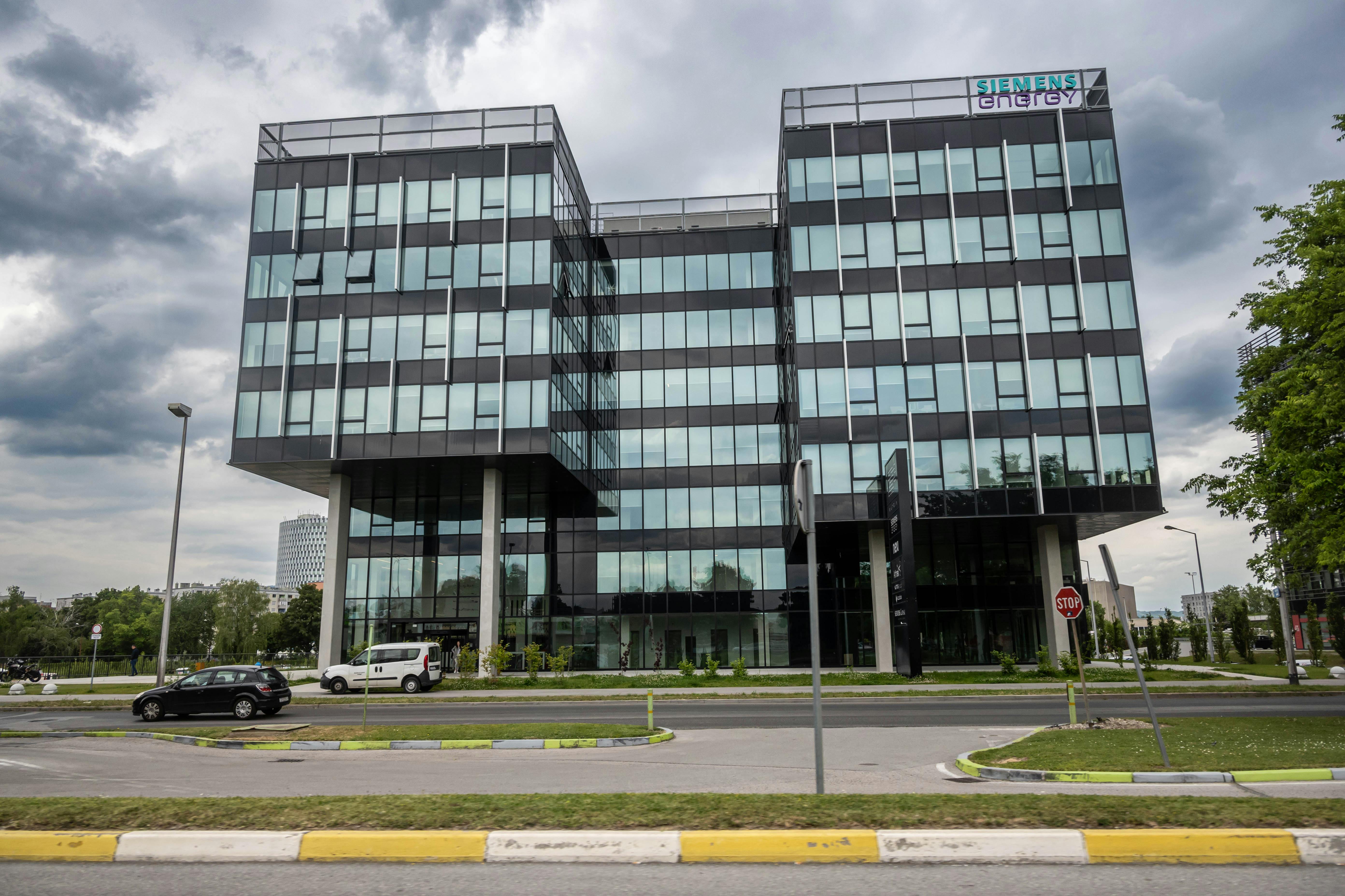 Matrix Office Park Photos, Download The BEST Free Matrix Office Park ...