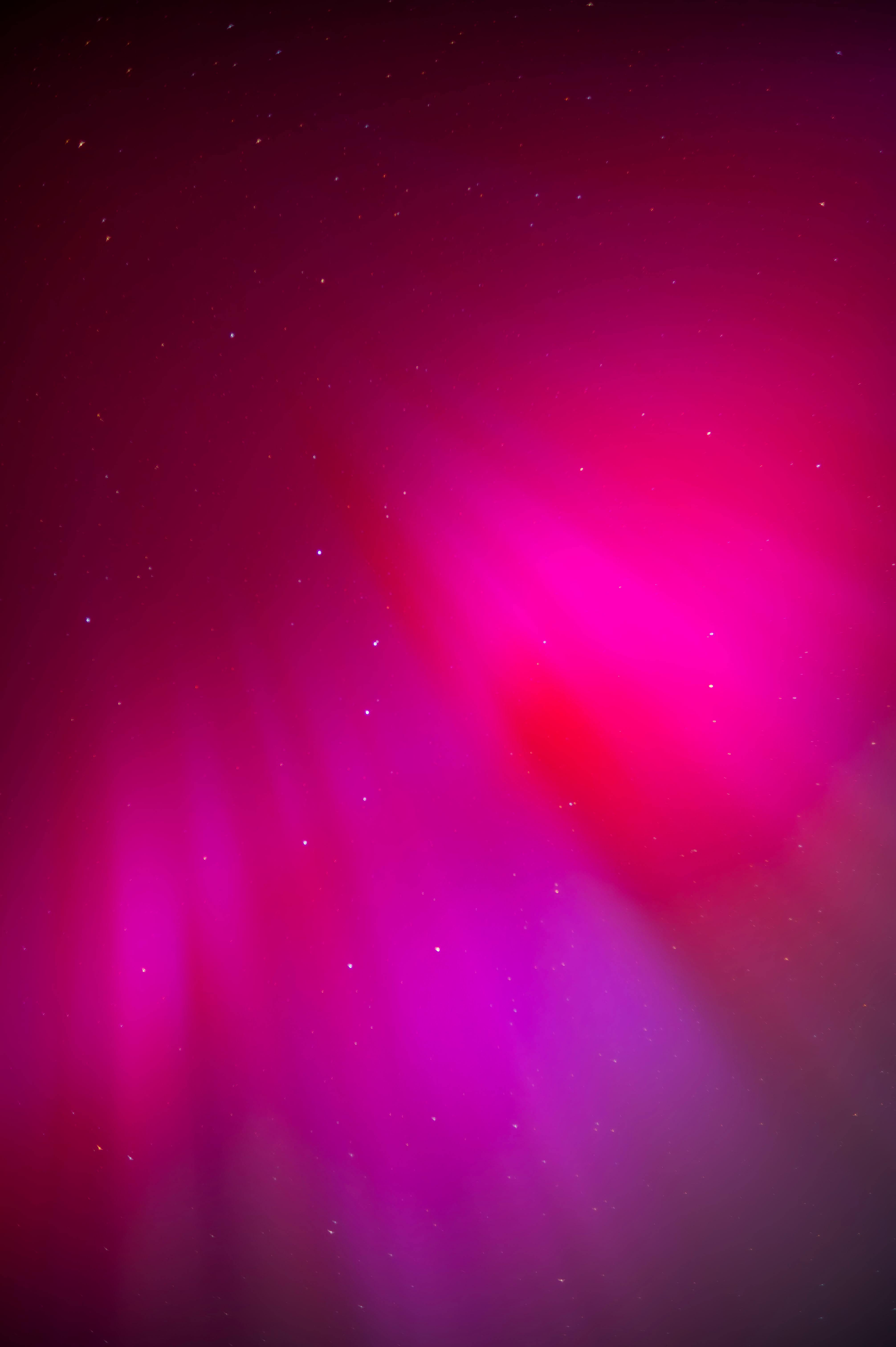 Pink Northern Lights on a Dark Sky · Free Stock Photo