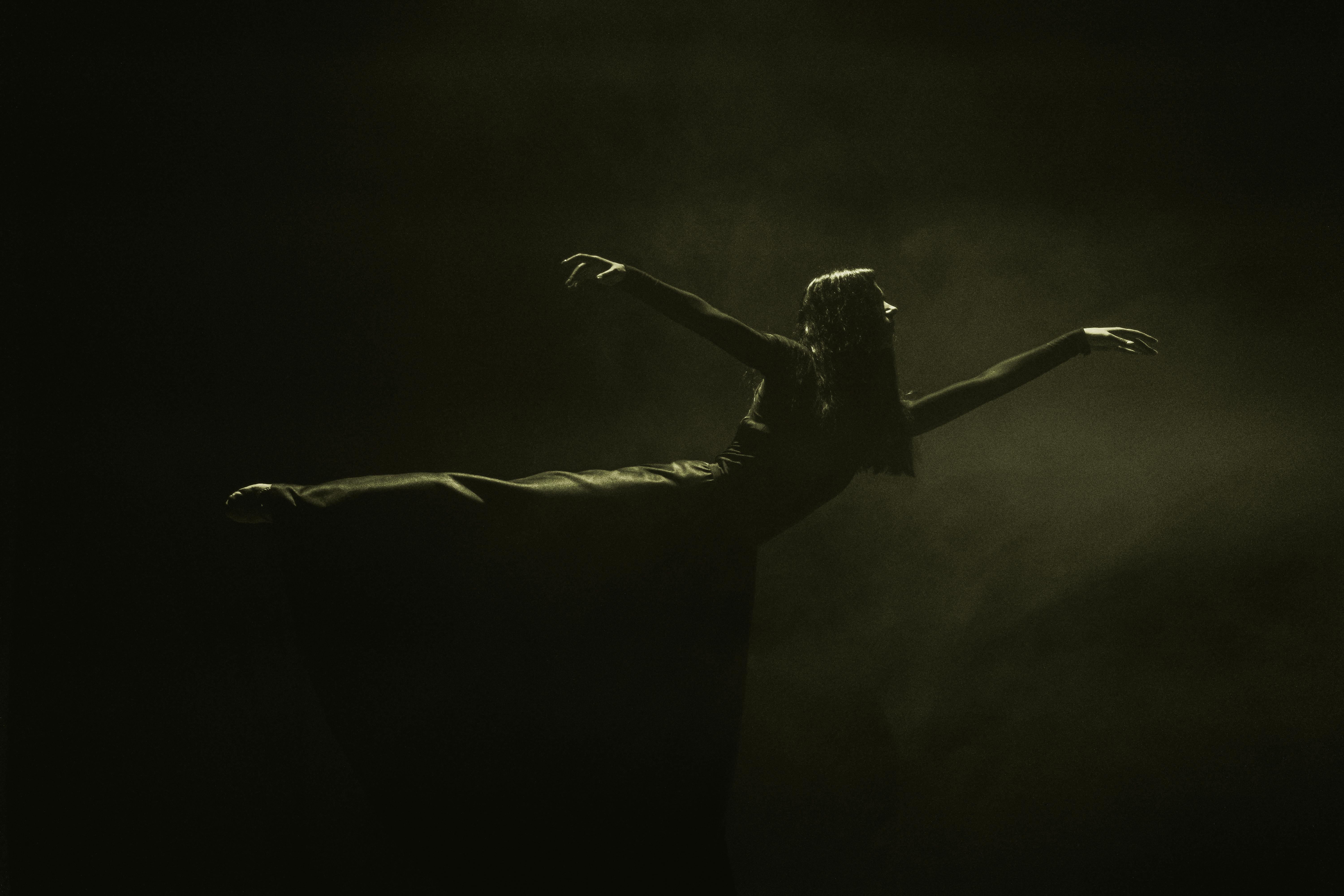 Anonymous woman in skirt for flamenco dance · Free Stock Photo