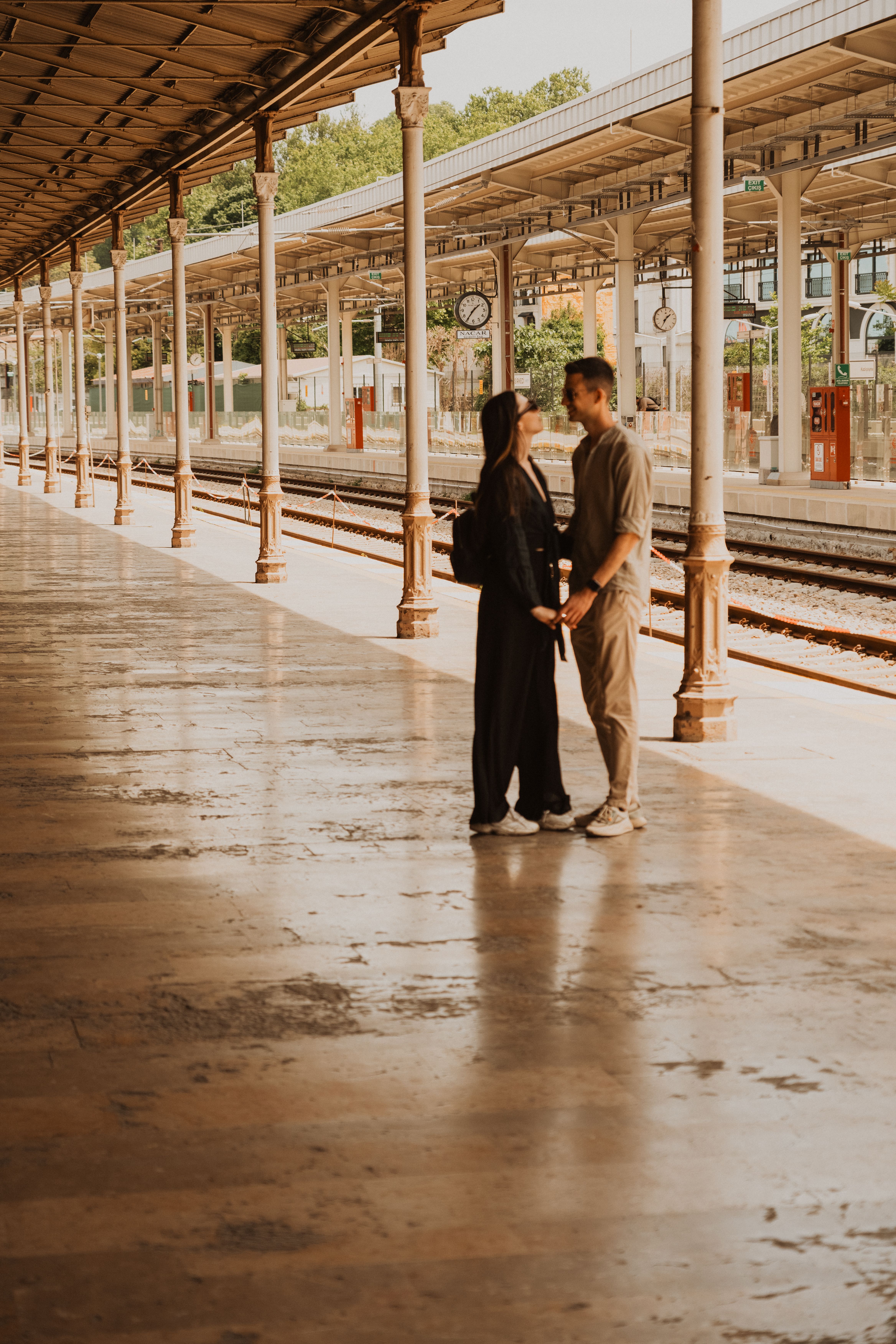 Meet Afar Photos, Download The BEST Free Meet Afar Stock Photos & HD Images