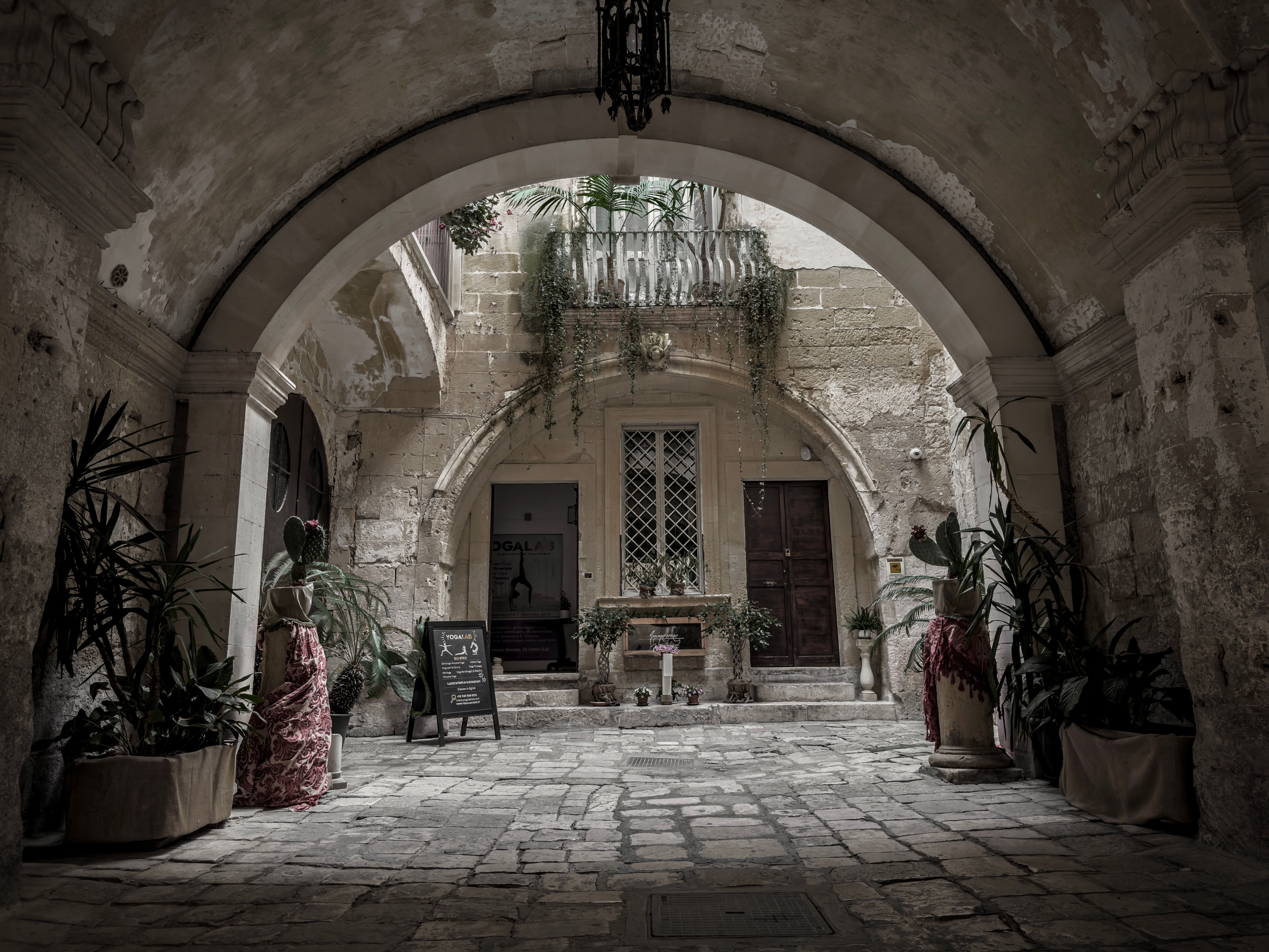 Courtyard in Lecce · Free Stock Photo