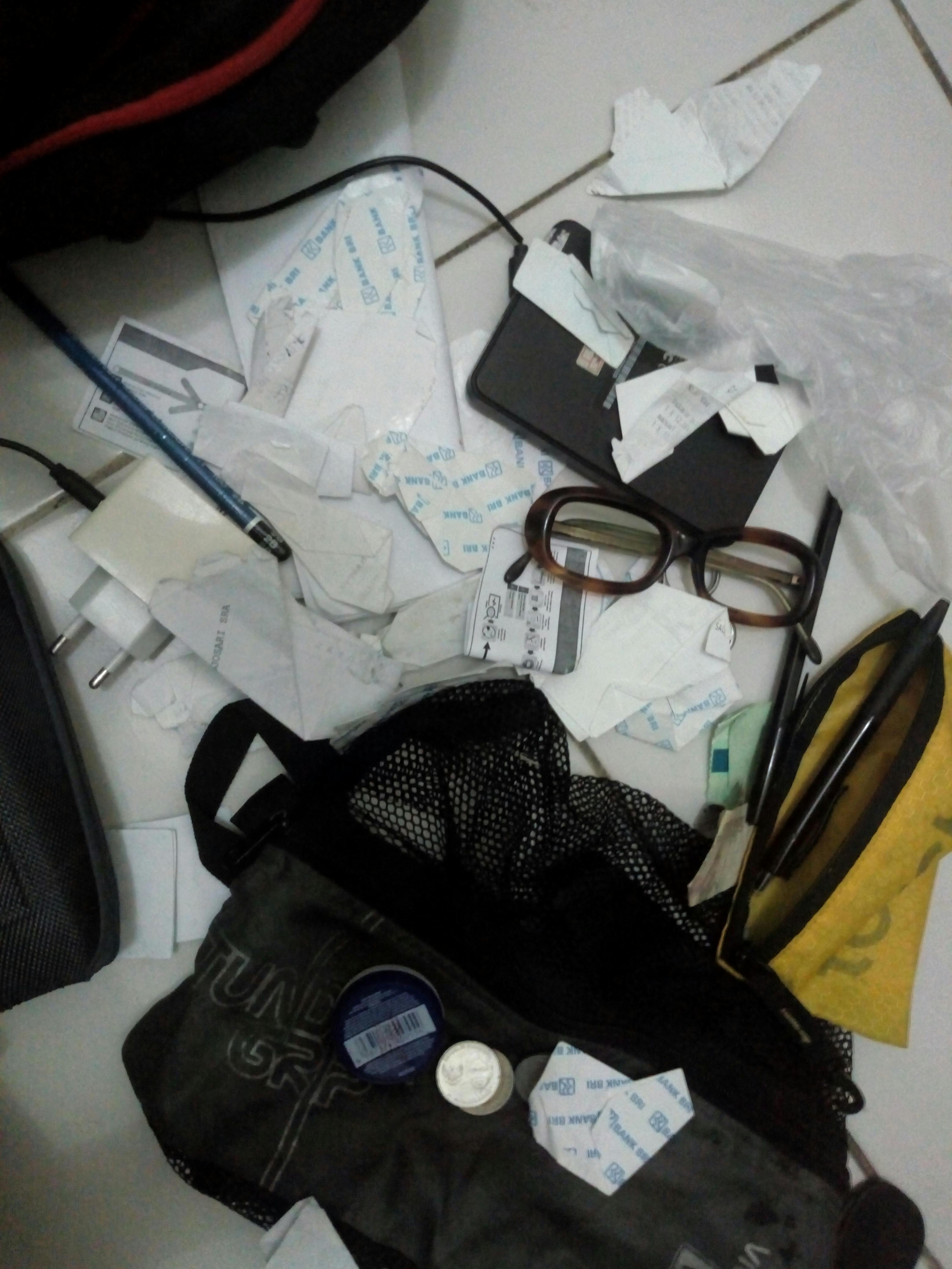 Messy Collection 11 Photos & Videos Collected by shouso boy