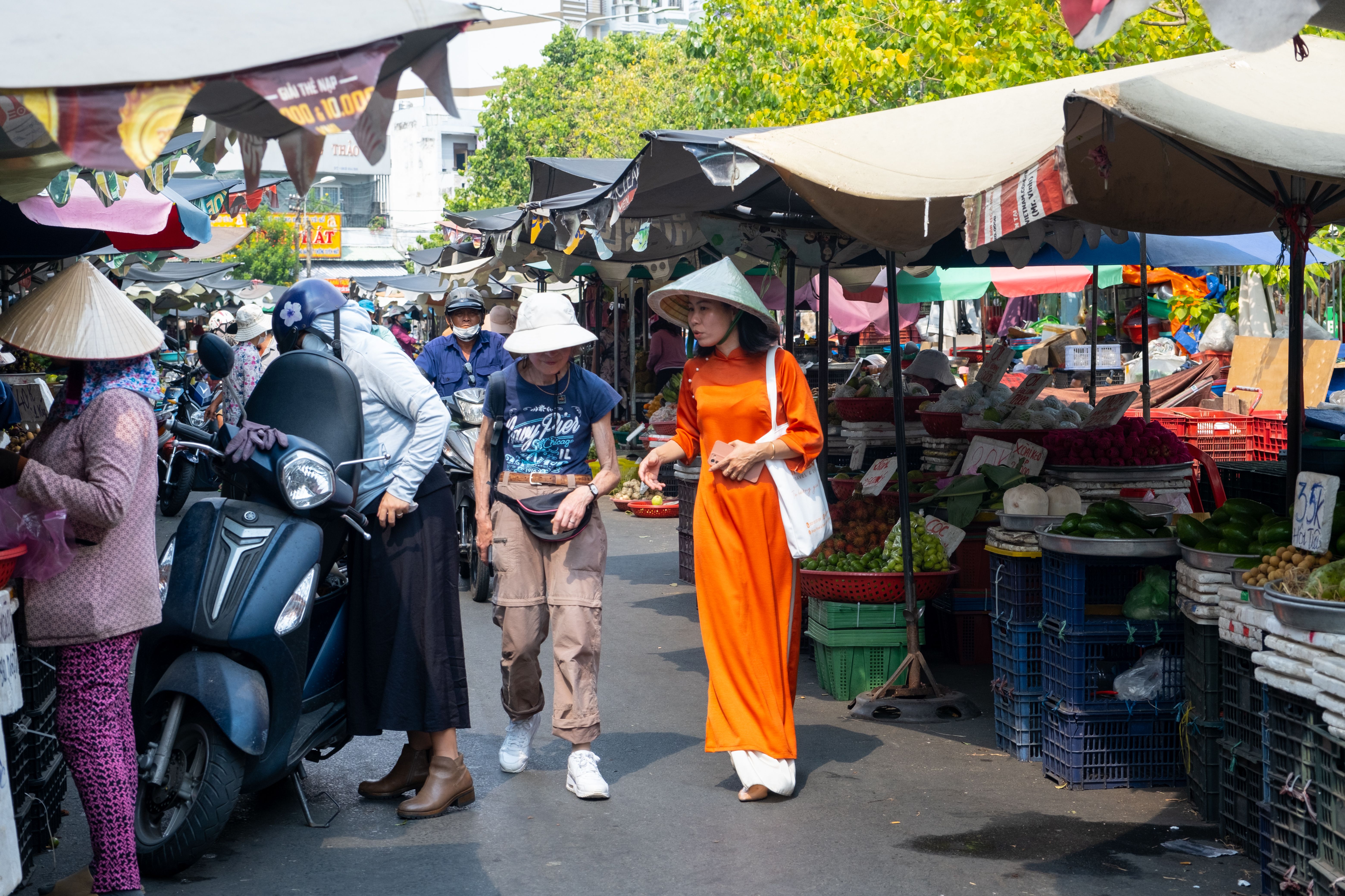 Typical Market Day Photos, Download The BEST Free Typical Market Day ...