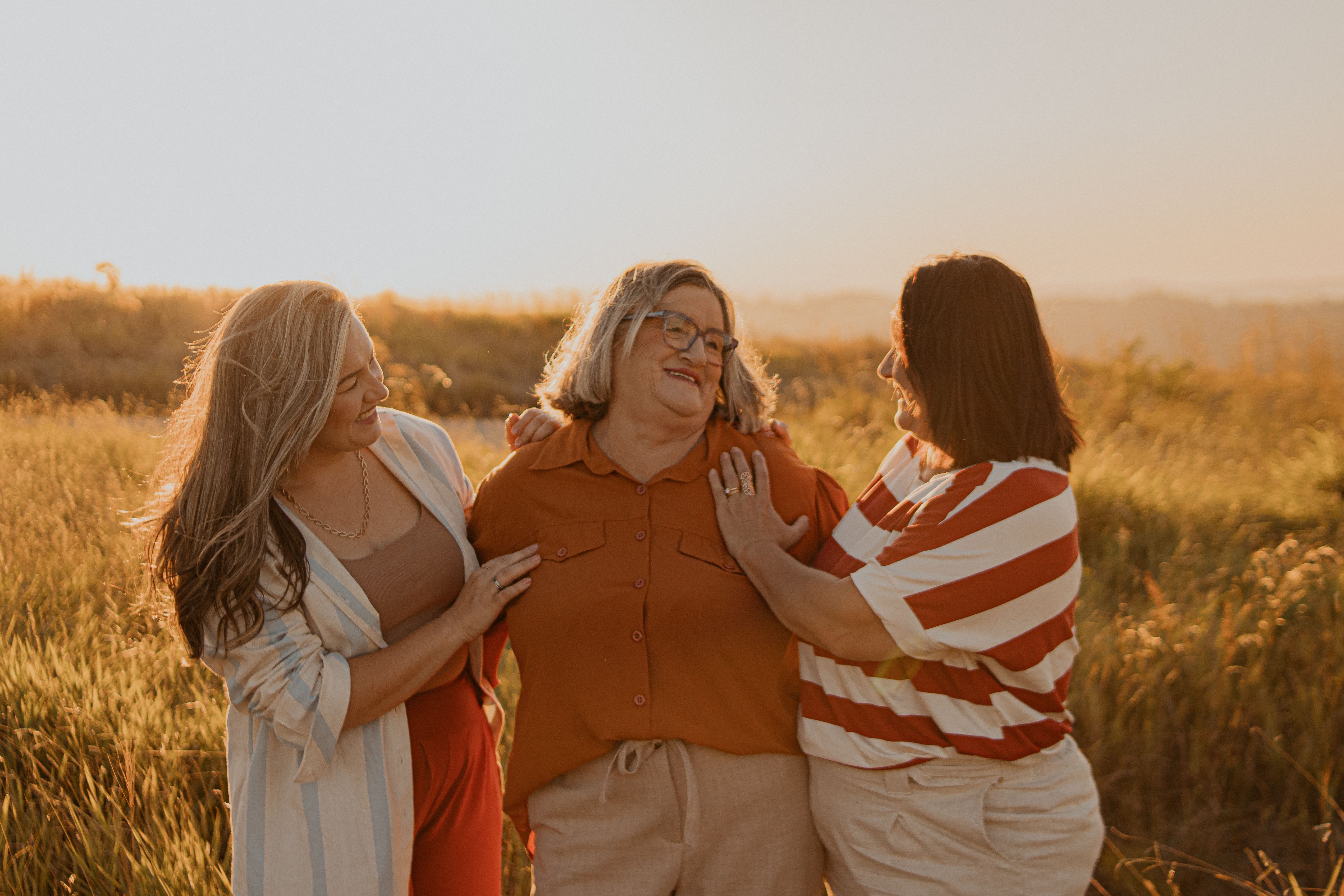 Women Group Photos, Download The BEST Free Women Group Stock Photos ...